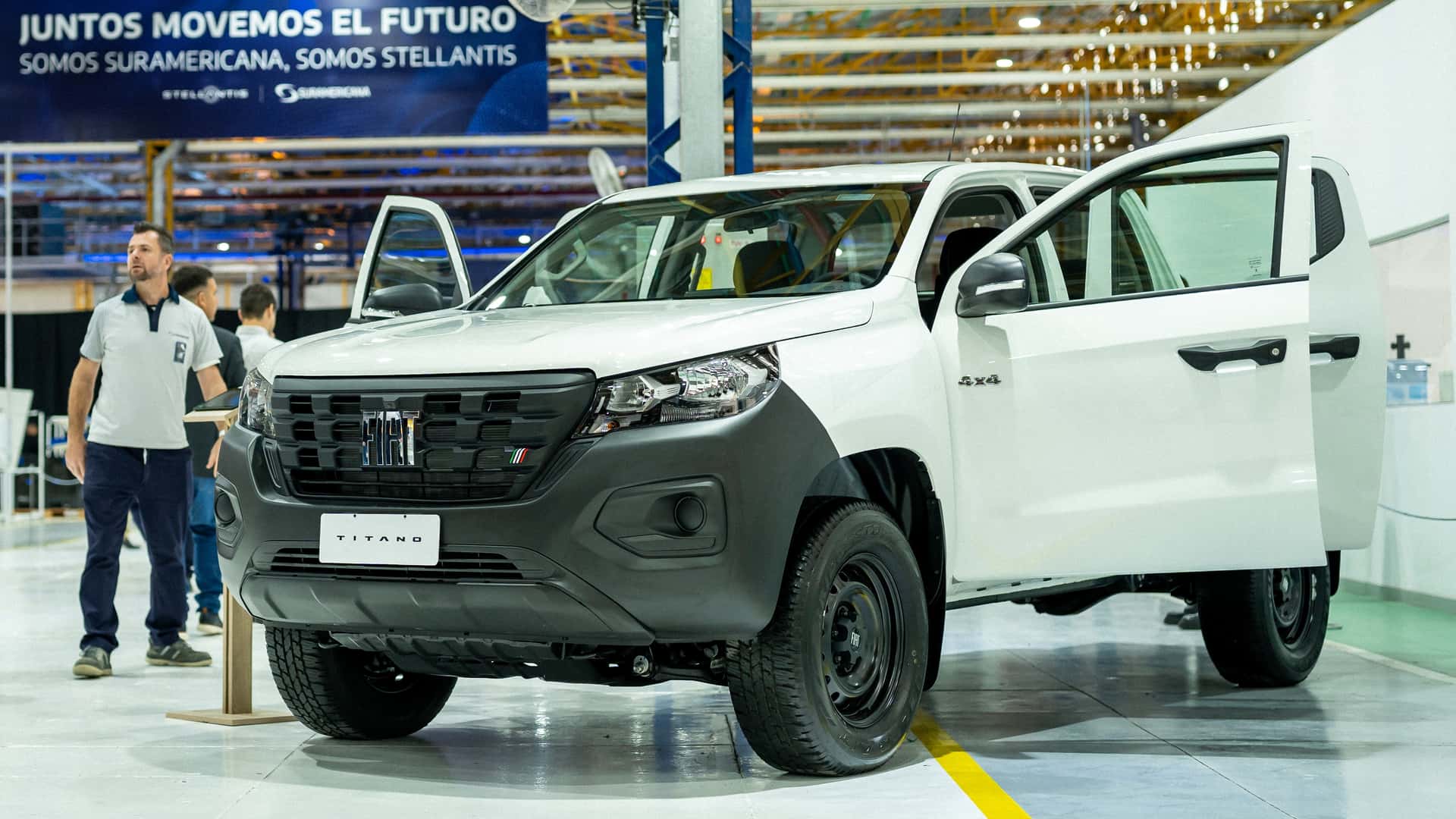 Fiat presentó la gama de versiones de la Titano fabricada en Argentina