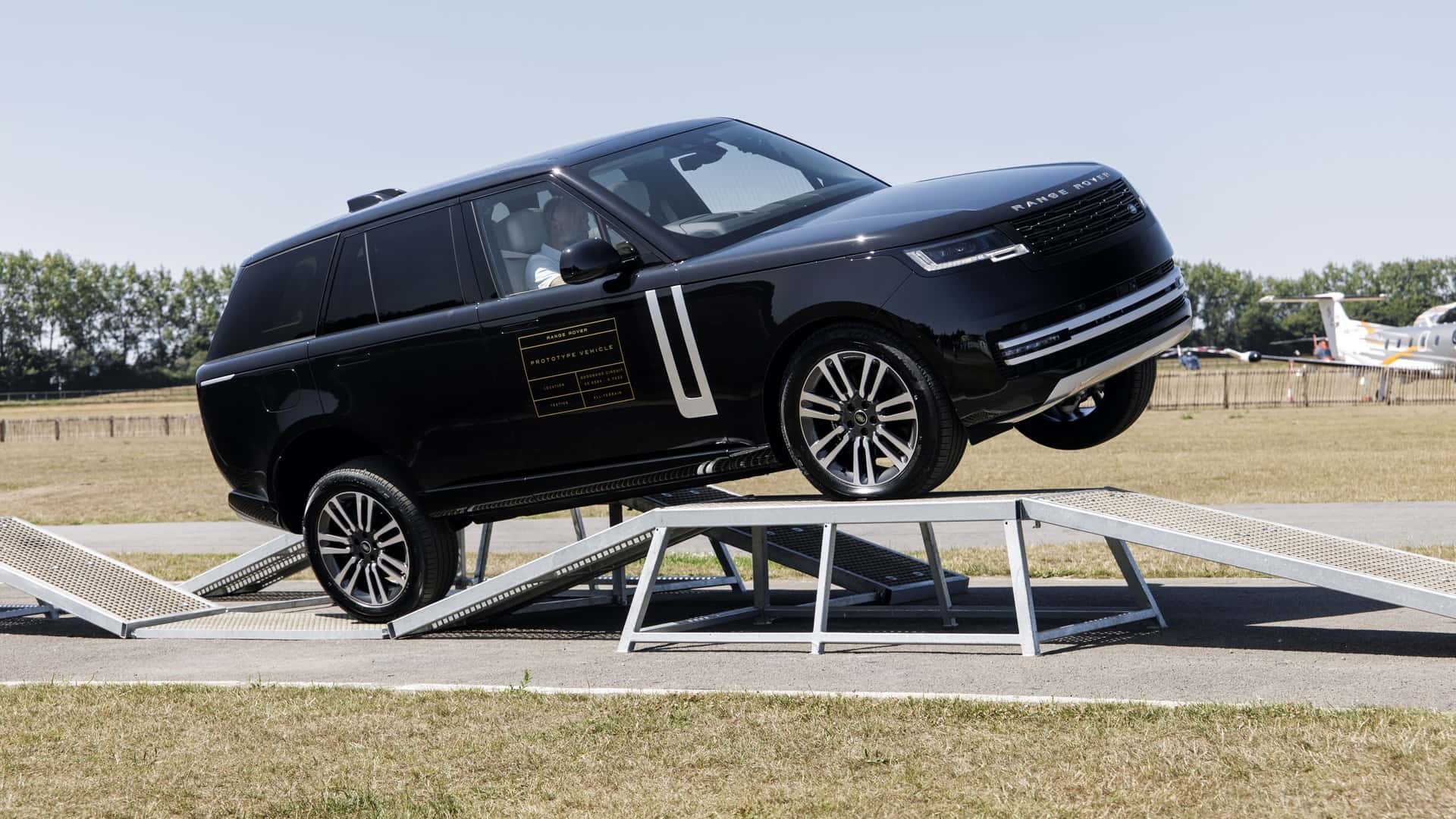Fotos: El prototipo eléctrico de Range Rover debuta en Goodwood ...