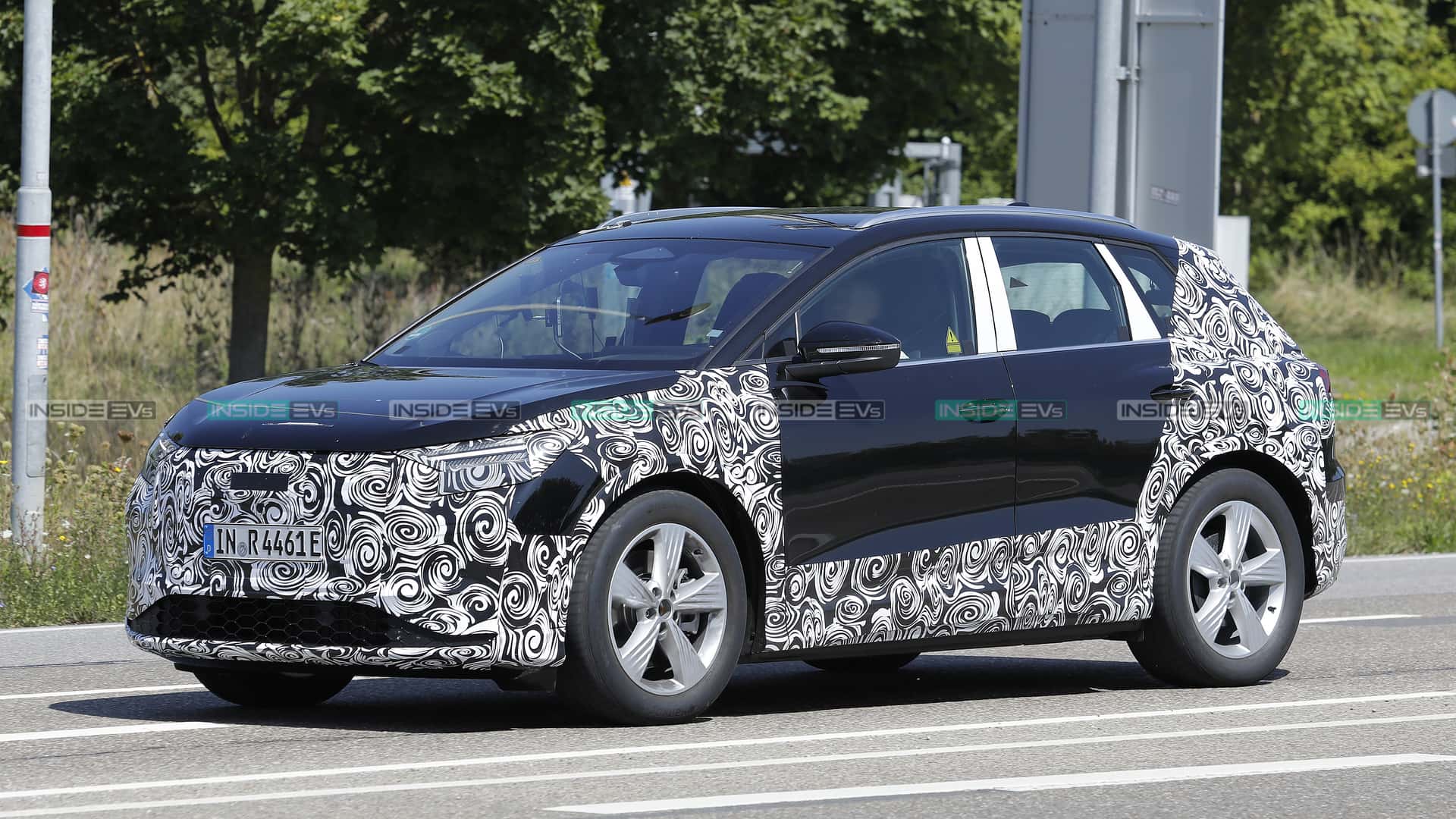 Audi Q4 (2026) als Erlkönig erwischt: Frisches Blech, neue Technik