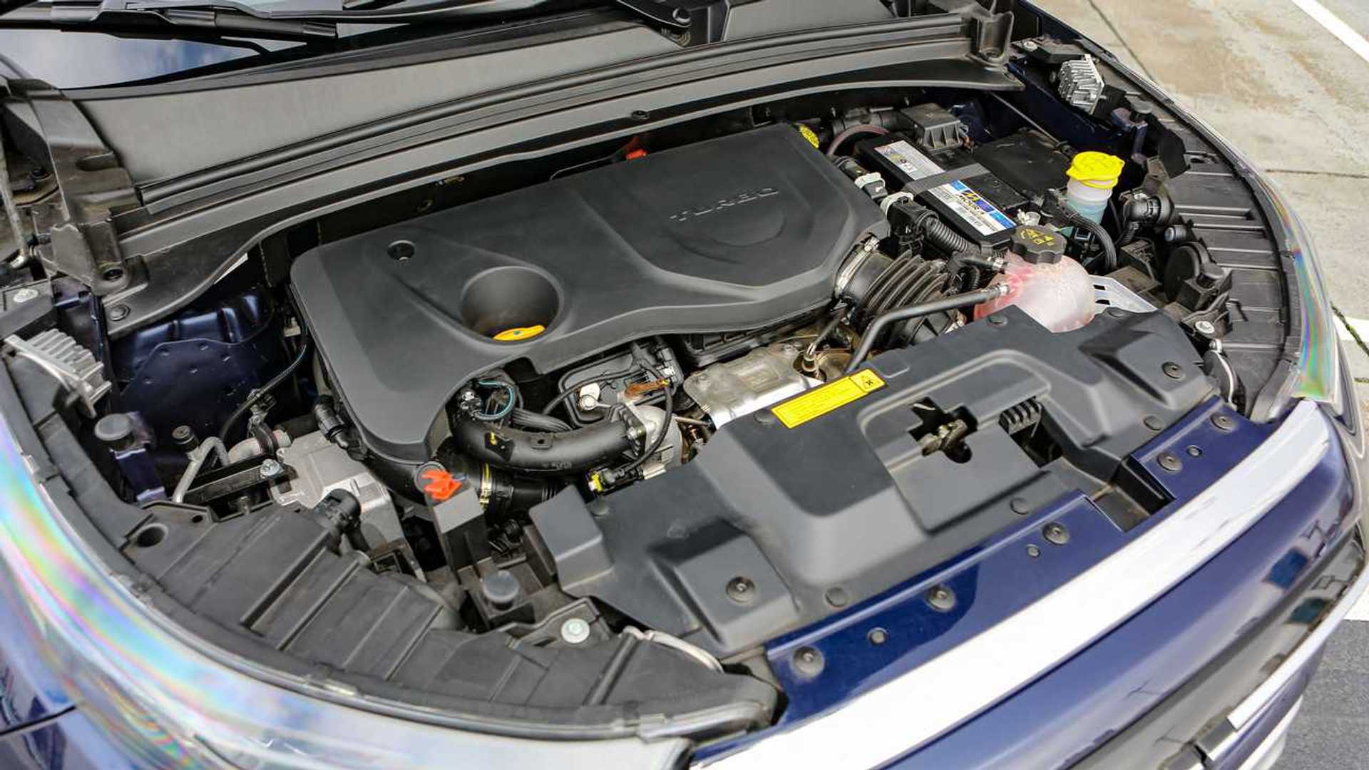 Renovada, Fiat Toro permanece oferecendo pacote único no Brasil