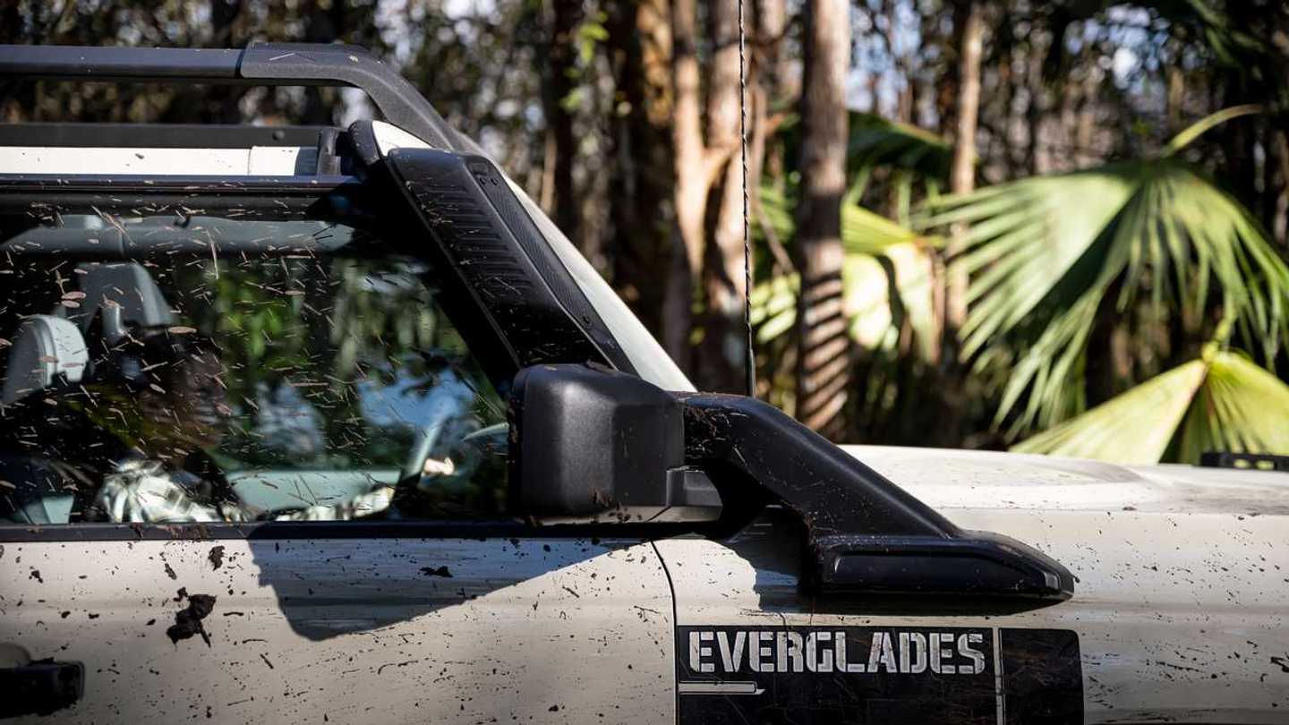 2022 Ford Bronco Everglades Side Graphic Can Measure Water Depth