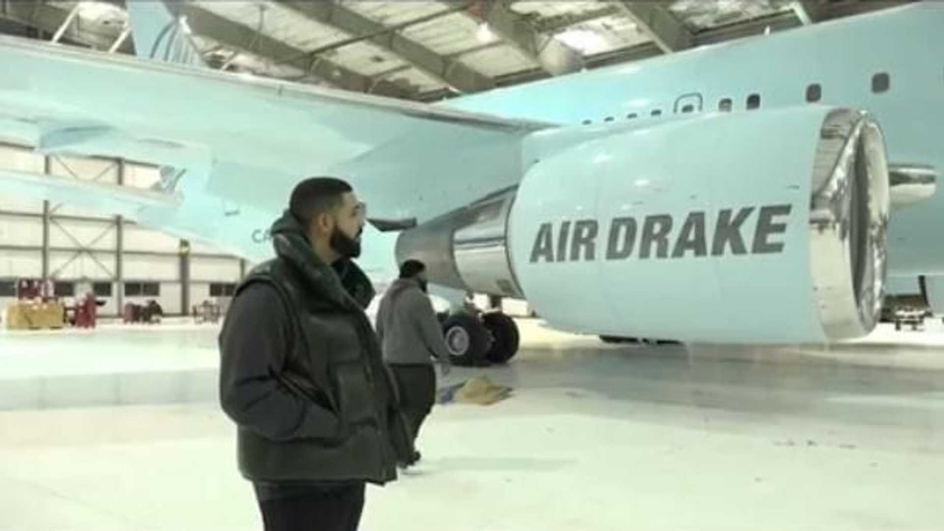 Drake Bought Private Boeing 767 Plane Called "Air Drake"