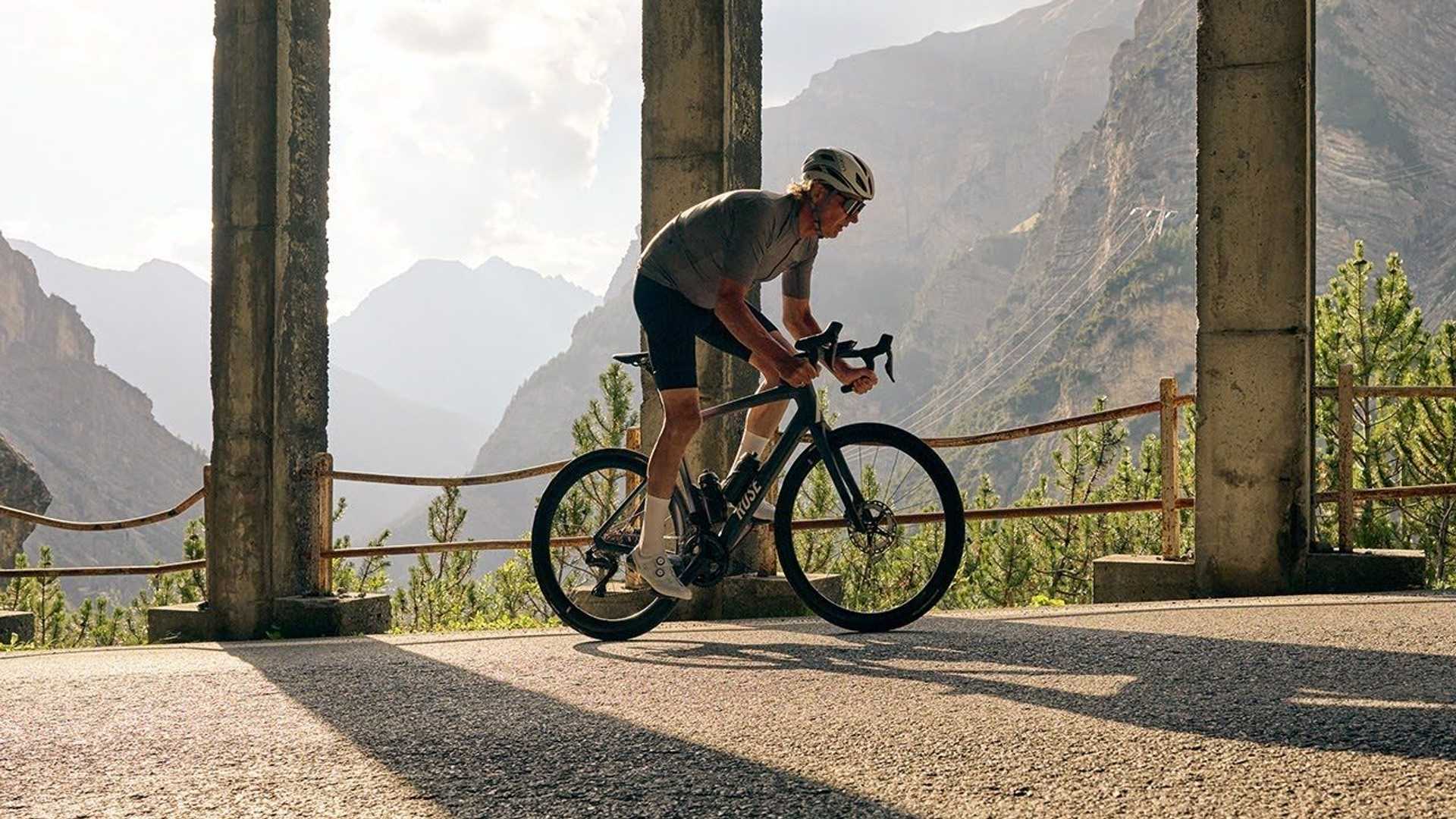 German Bike Manufacturer Rose Presents The Reveal Plus Road E-Bike