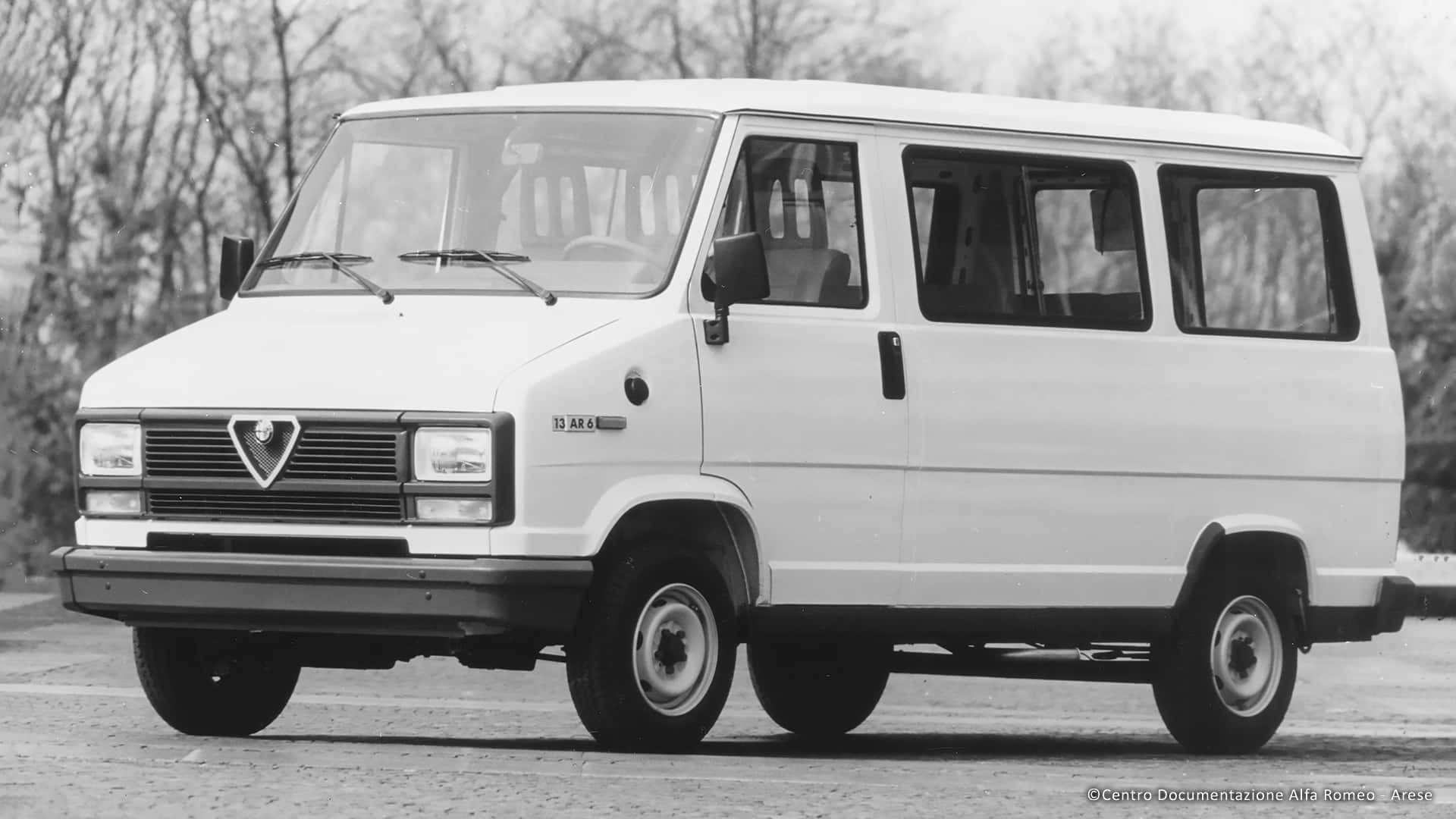 Alfa Romeo AR6/AR8 : Ducato and Daily with Scudetto