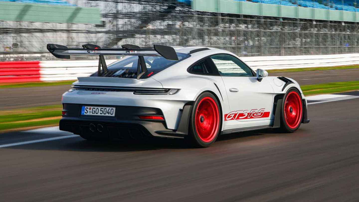 2023 Porsche 911 GT3 RS First Drive Review: System Of A Down(Force ...