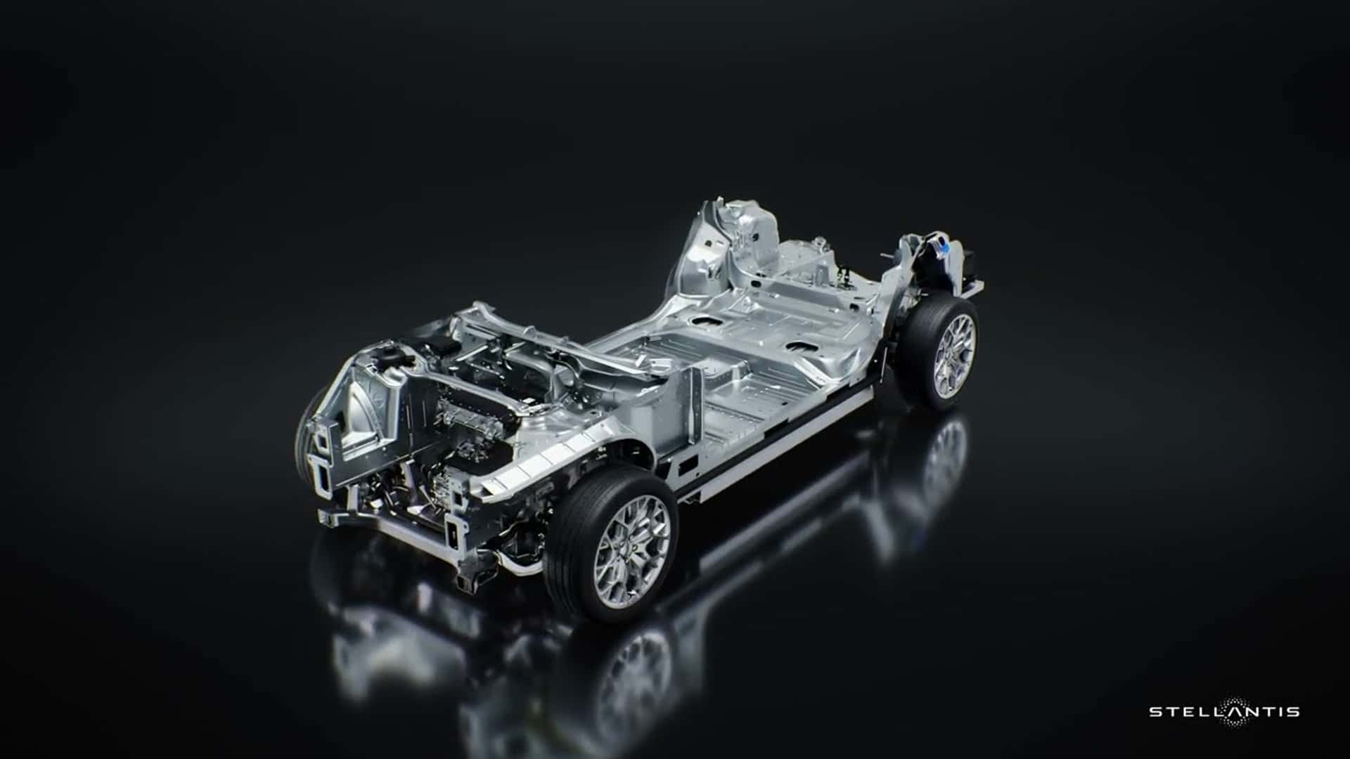 Stellantis, 118 kWh batarya taşıyan yeni platformunu tanıttı!
