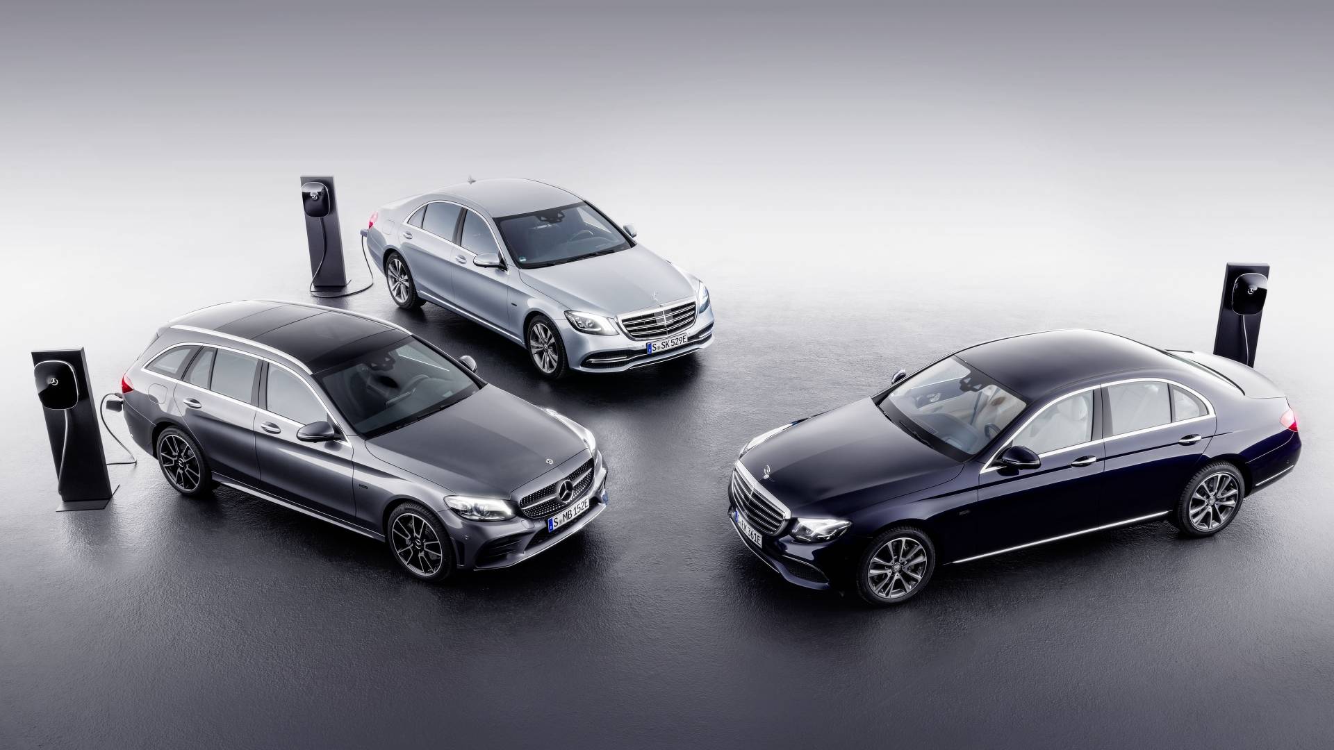 Mercedes, "lunga vita" al Diesel