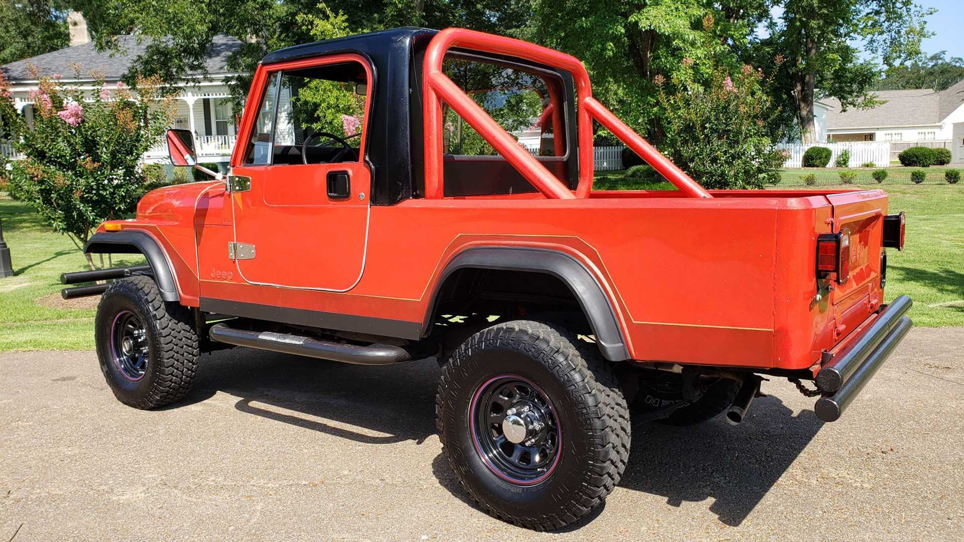 Scramble Through The Trails In This Updated 1982 Jeep CJ-8 | Motorious