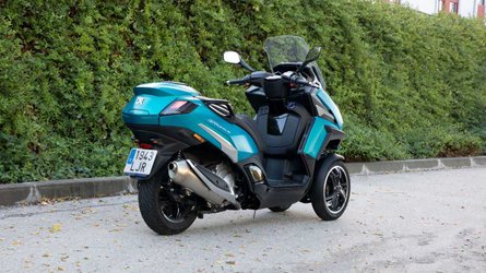 Peugeot Metropolis 2021: Skuter Roda Tiga Berdaya Tarik Tinggi