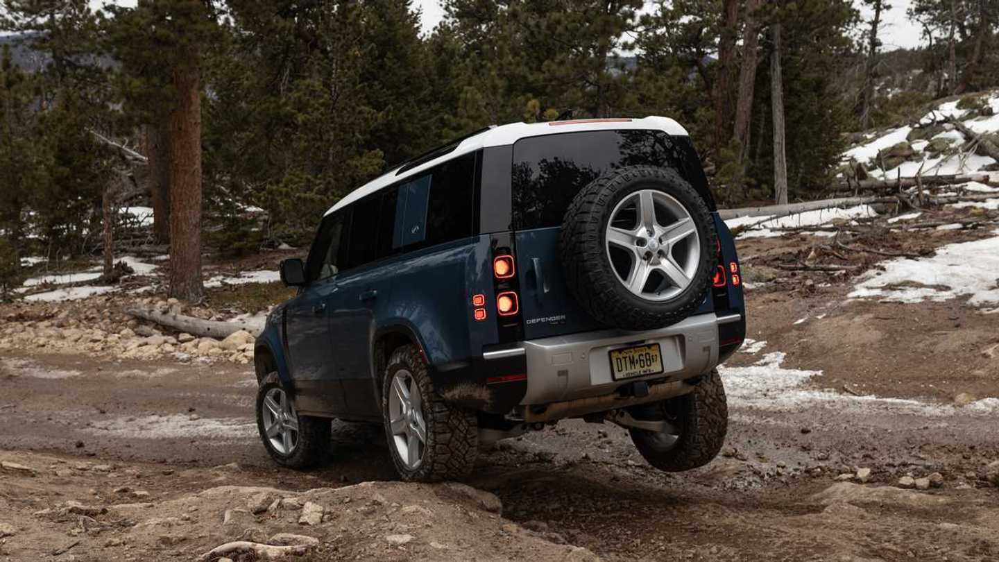 2021 Toyota Land Cruiser Vs 2021 Land Rover Defender Comparison: Real ...