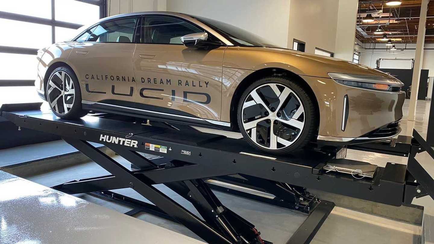 Lucid Air Deliveries Spread Across The Country