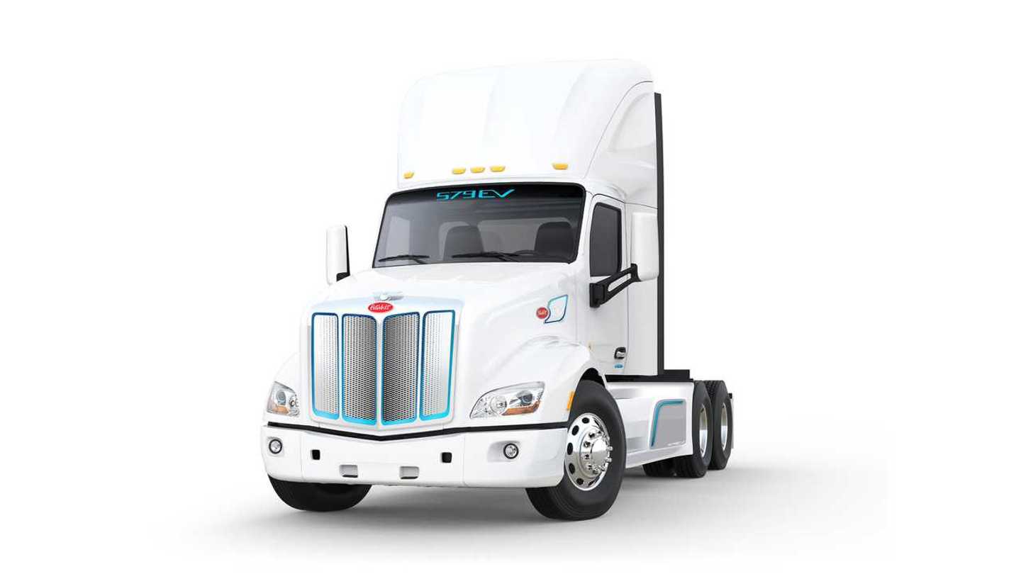 Watch Peterbilt Model 579EV Conquer Pikes Peak