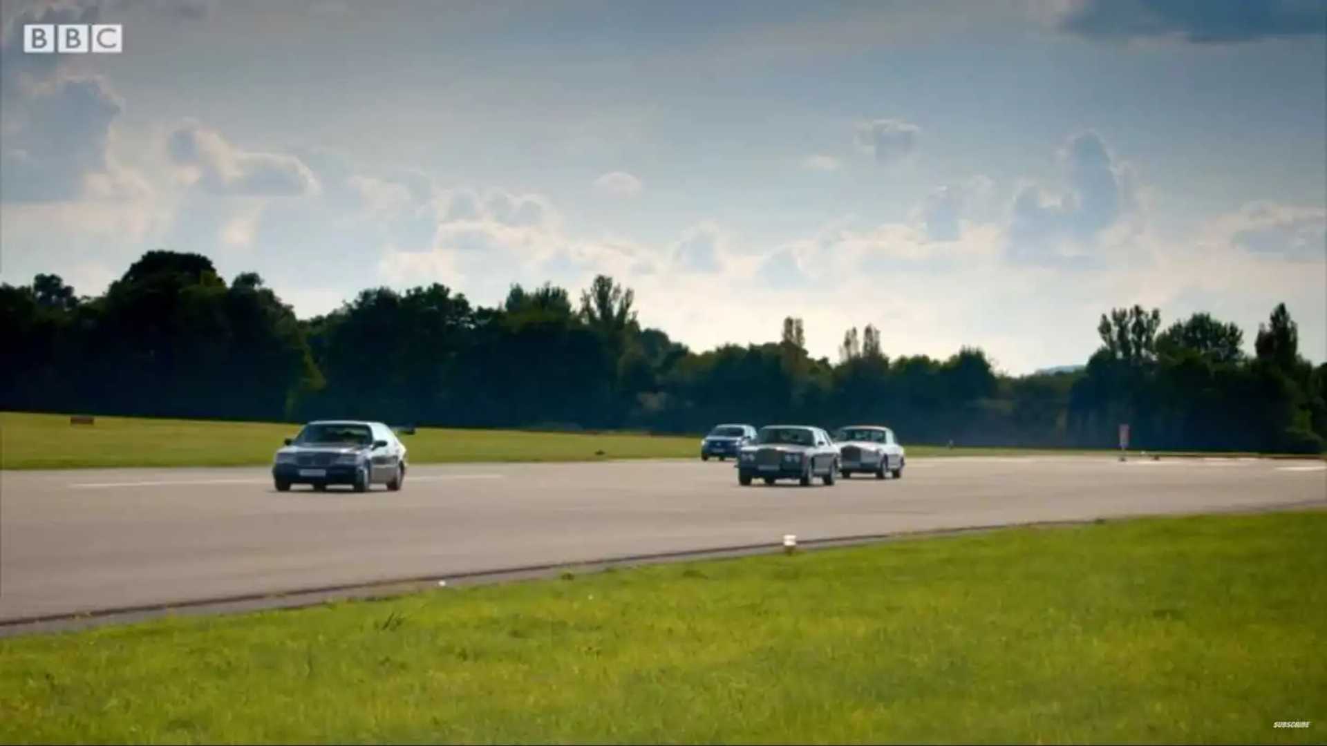 Top Gear sunucuları, ellerini kullanmadan bir drag yarışı yapmış