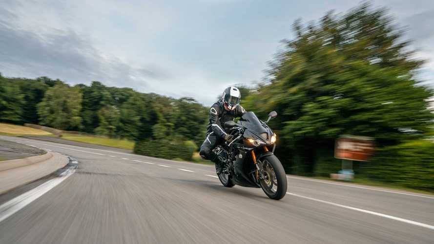 Motorcycle Reviews and Comparisons | RideApart.com