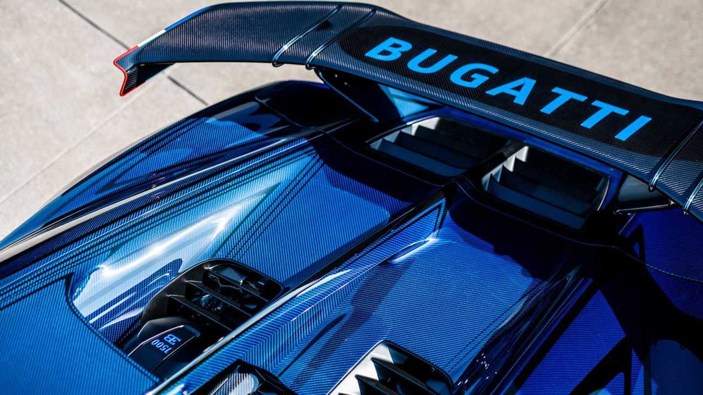 Bespoke Bugatti Chirons Have Paint Jobs That Took Five Weeks To Finish