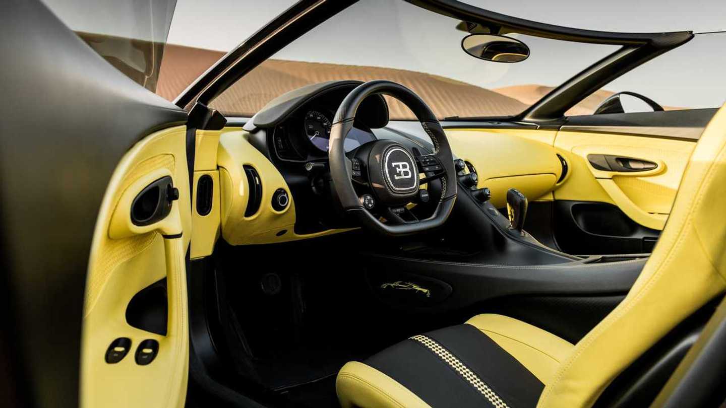 Bugatti W16 Mistral zeigt sich auf neuen Bildern