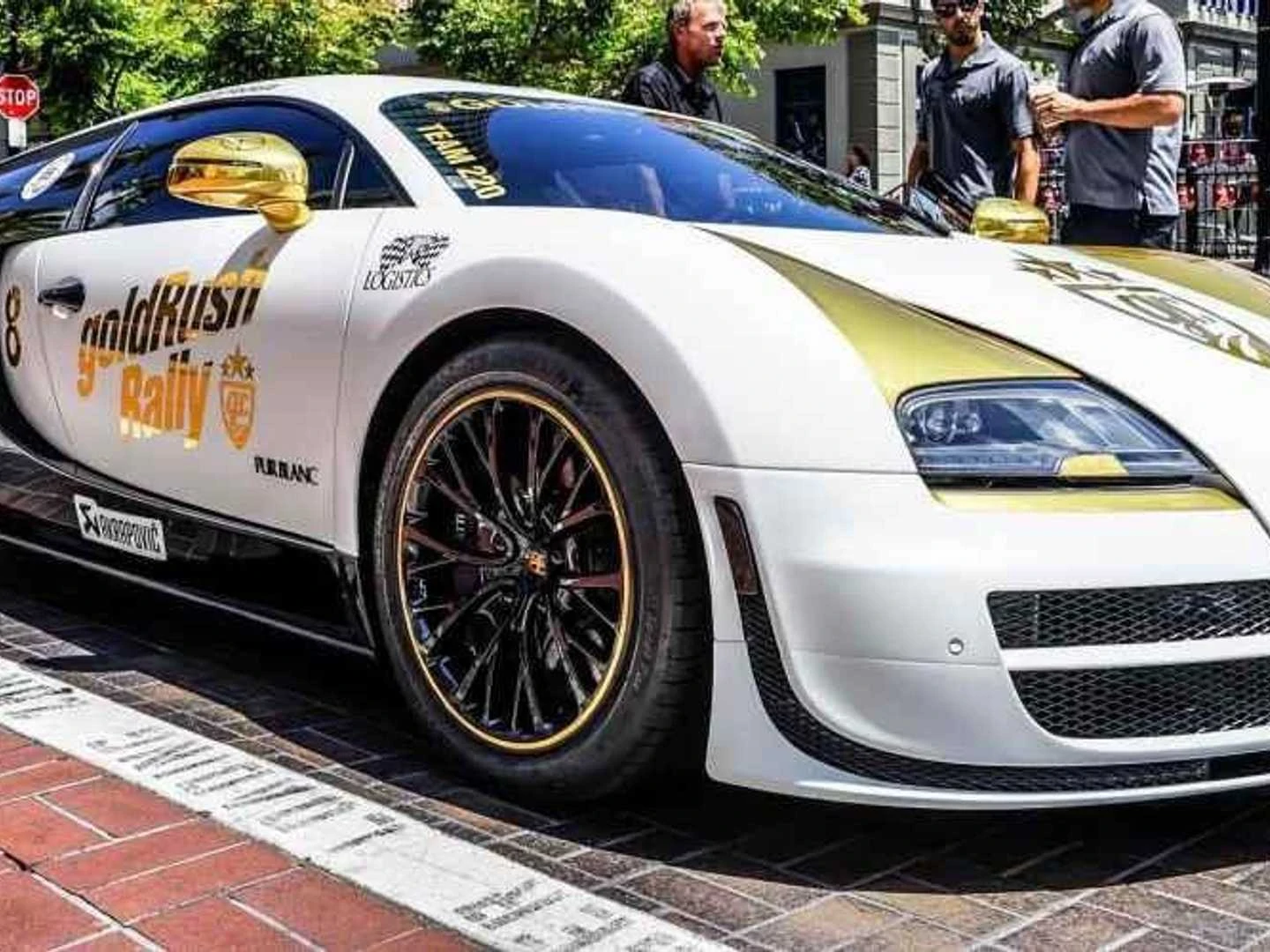 Bugatti Veyron Super Sport Gold