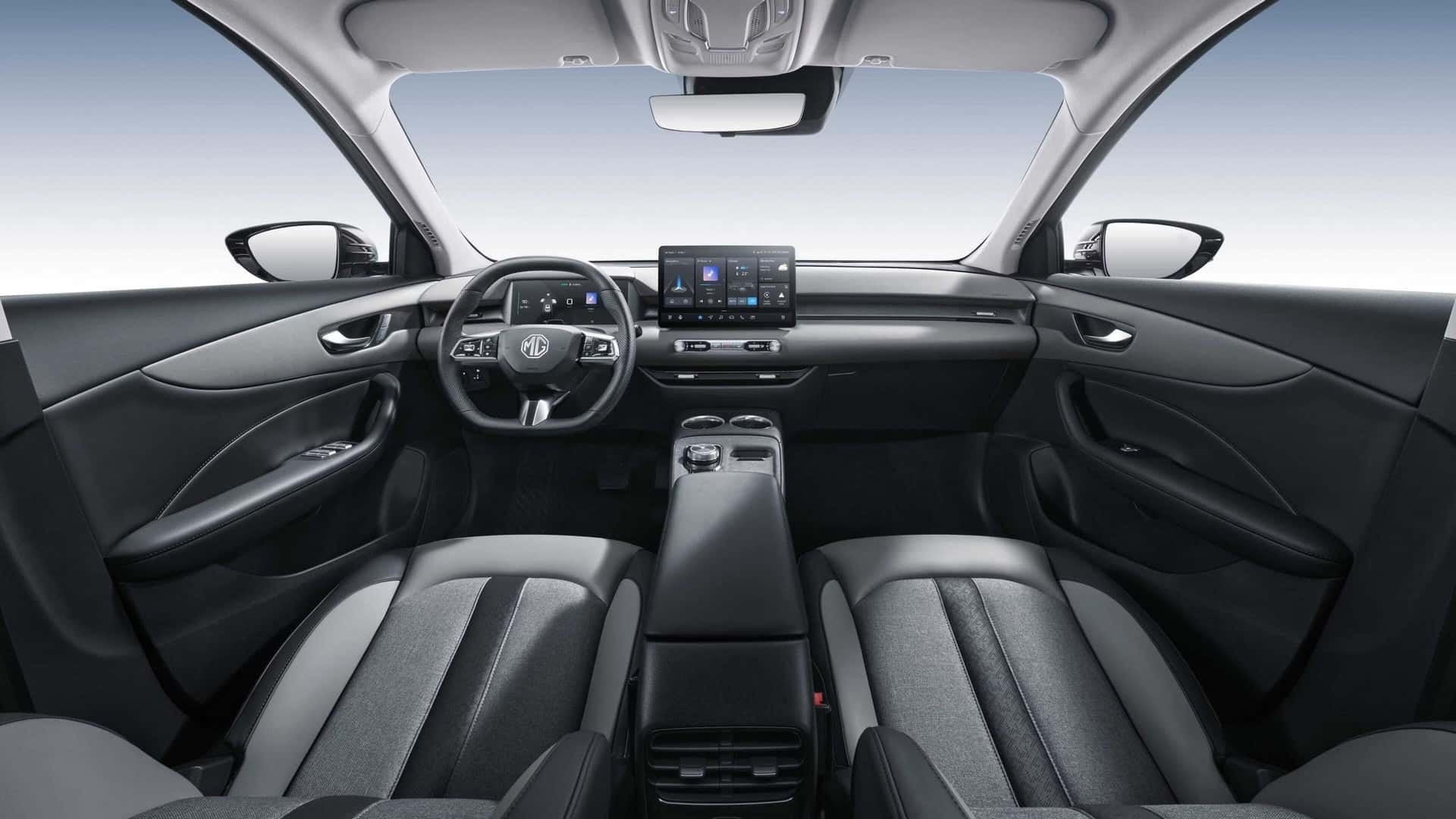 Foto: MGS5 EV, la versione per l'Italia | Motor1.com