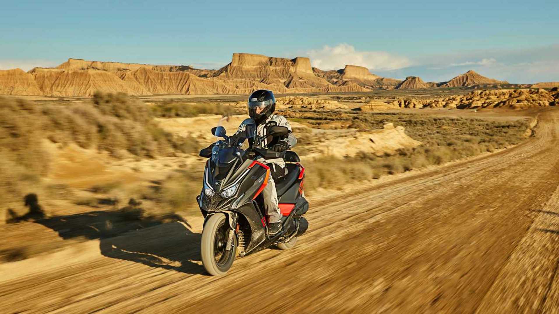 Prueba KYMCO DTX 350: el scooter crossover que se atreve con todo