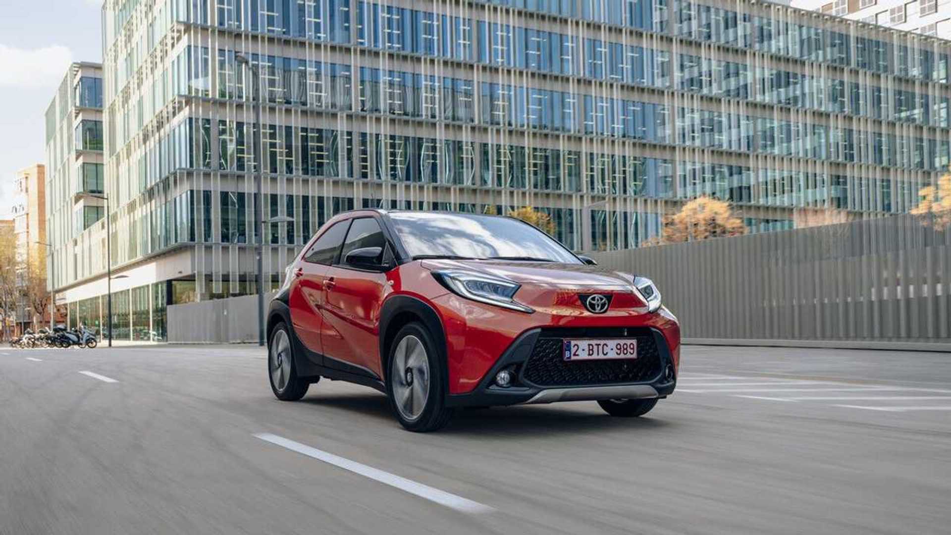 Toyota Aygo X, dimensioni e bagagliaio della piccola giapponese