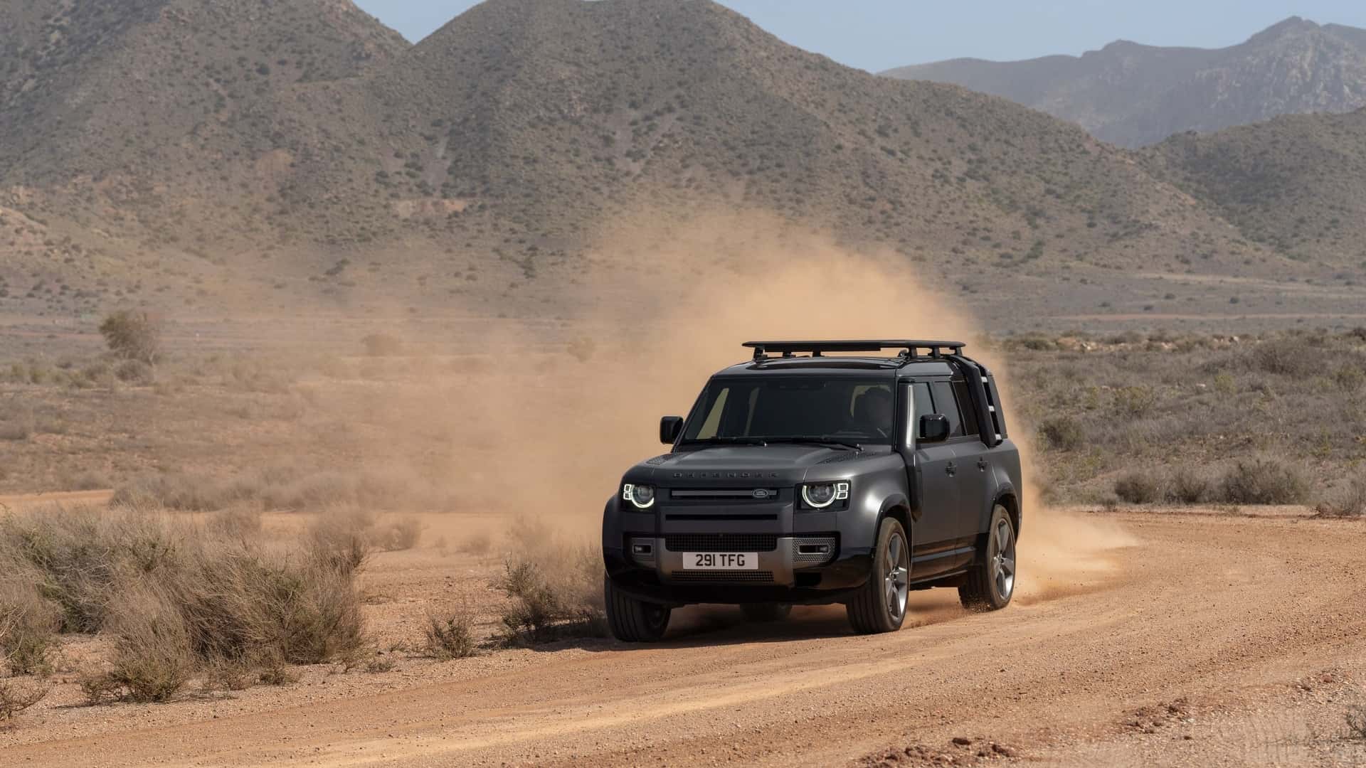 La Land Rover Defender è l'auto ufficiale della Dakar