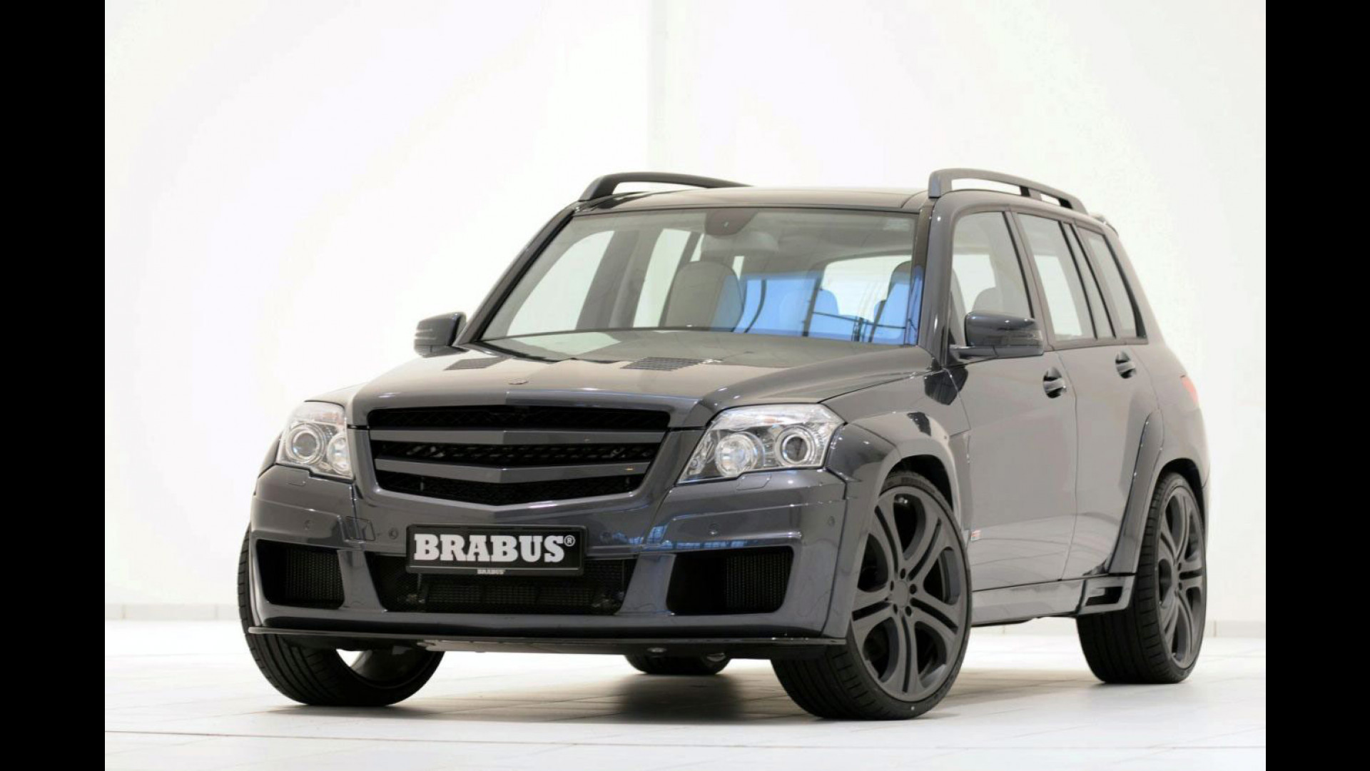 Mercedes GLK V12 by Brabus