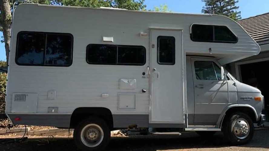 Rare Camelot Cruiser For Sale Is Like The Brady Bunch House On Wheels