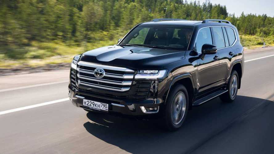 Toyota Land Cruiser News and Reviews | Motor1.com