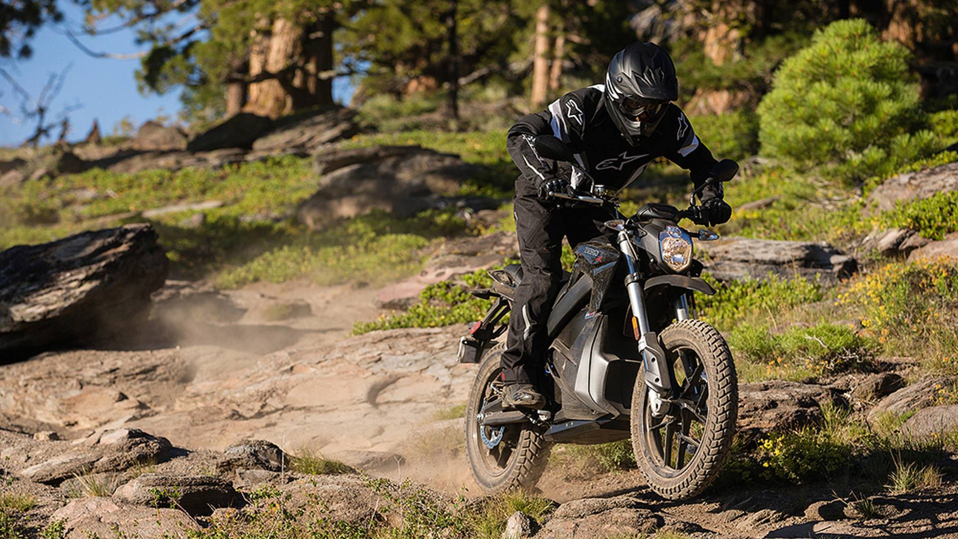 More Range and Power - Improvements to the 2016 Zero Motorcycles Lineup