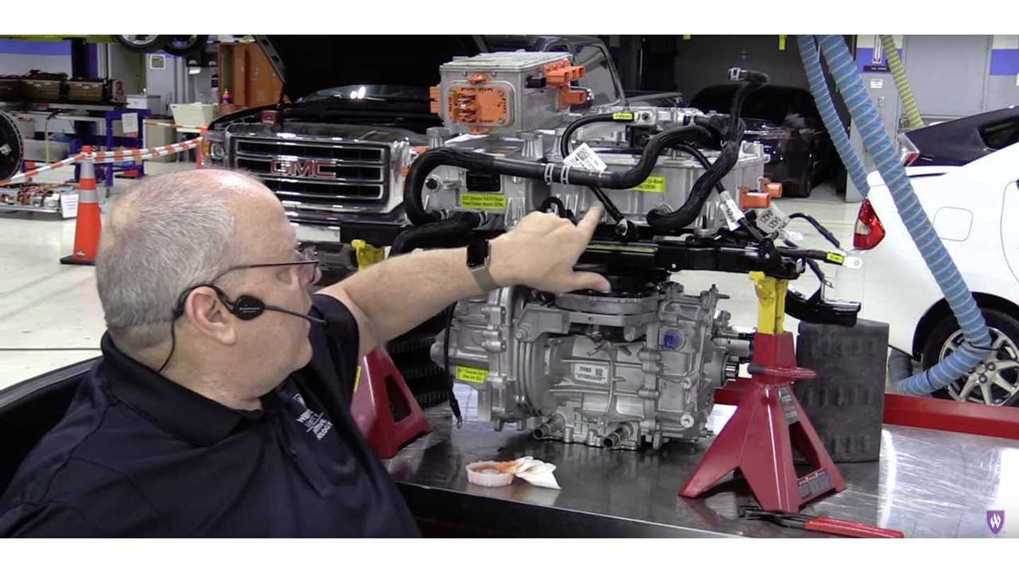 WeberAuto Examines The Chevy Bolt EV's Battery Coolant System