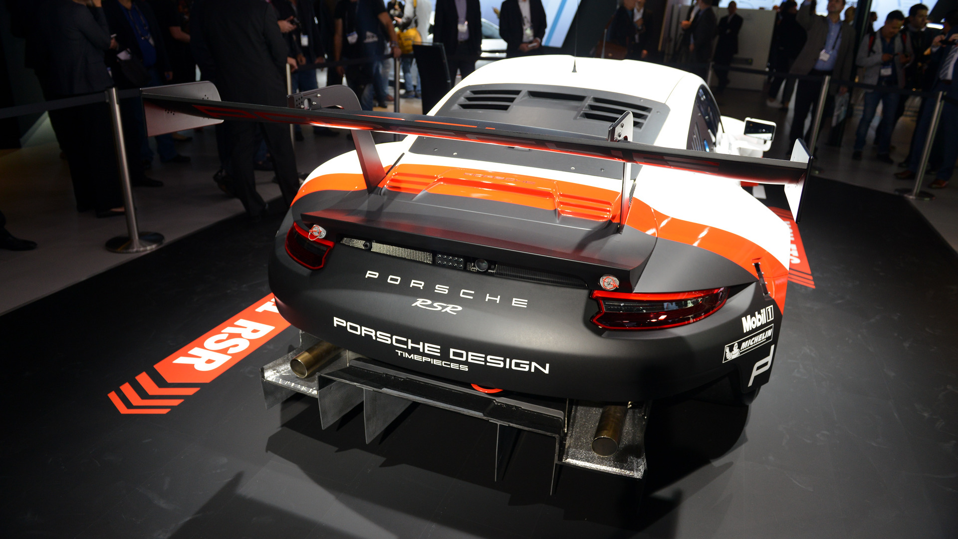 Mid-Engined Porsche 911 RSR Screams At Monza With New Exhaust