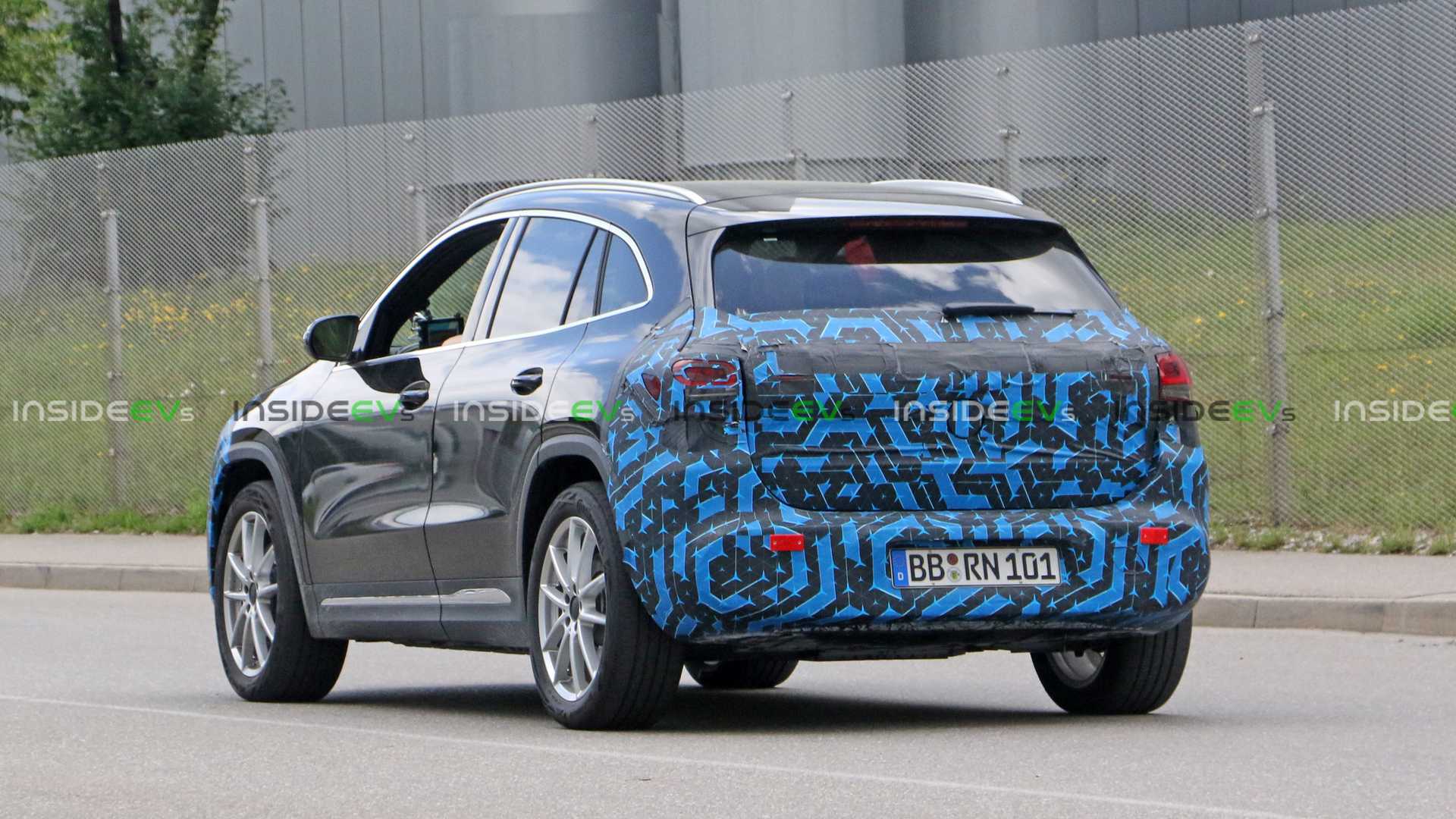 See Mercedes-Benz EQA Prototype Strutting Its Stuff With Only Fascias ...