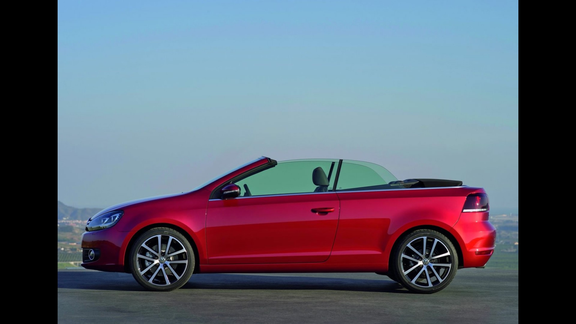 Volkswagen revela o Novo Golf Cabriolet (Conversível)