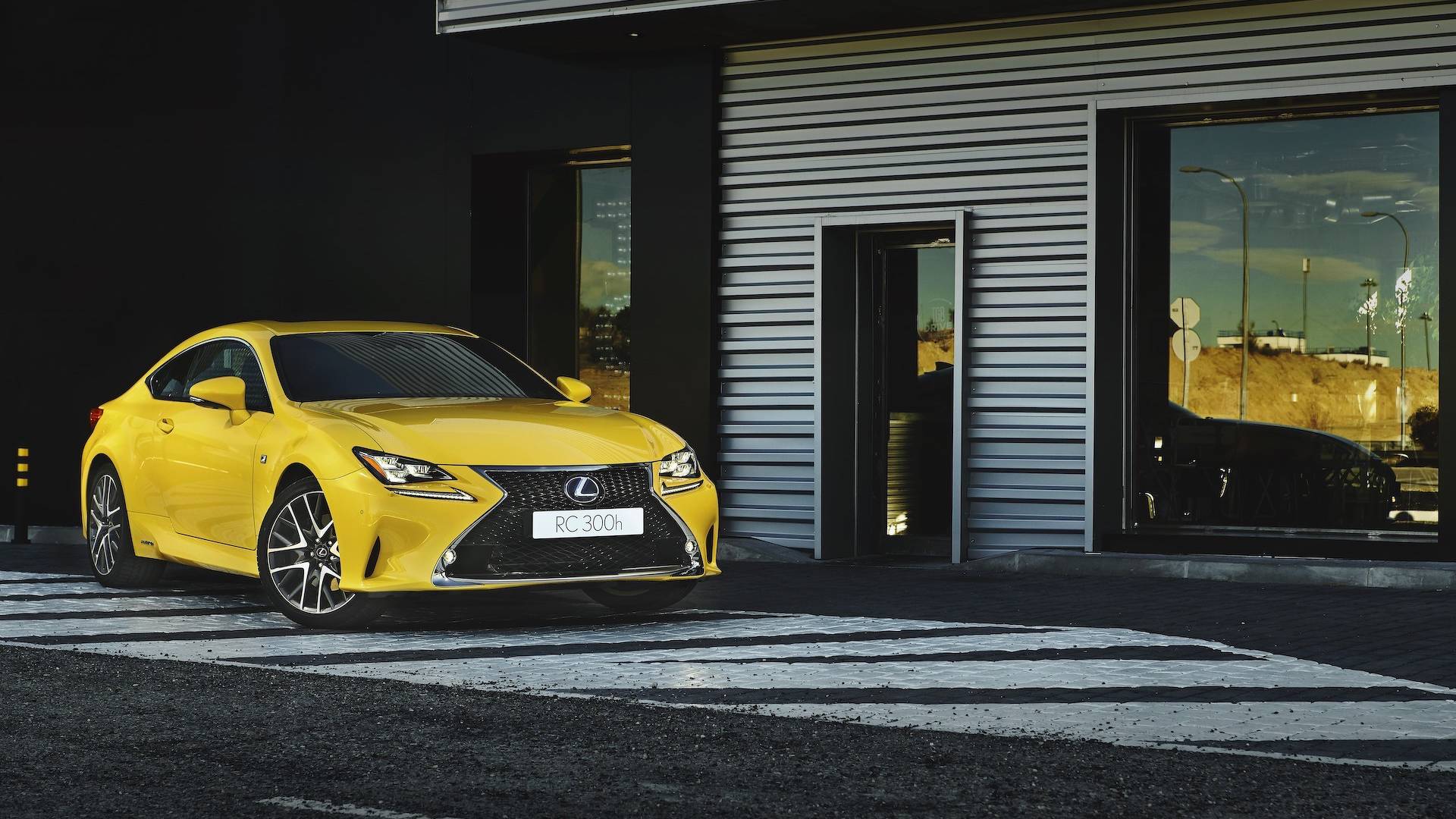 Lexus RC 300h 2018: precios para España