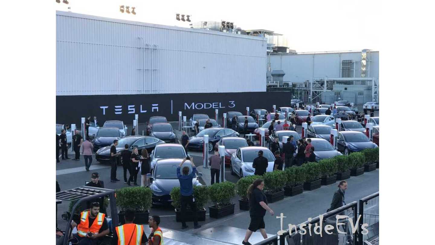 Tesla Model 3 Specs: 220-310 Miles Range, 0-60 MPH in 5.1 Seconds ...