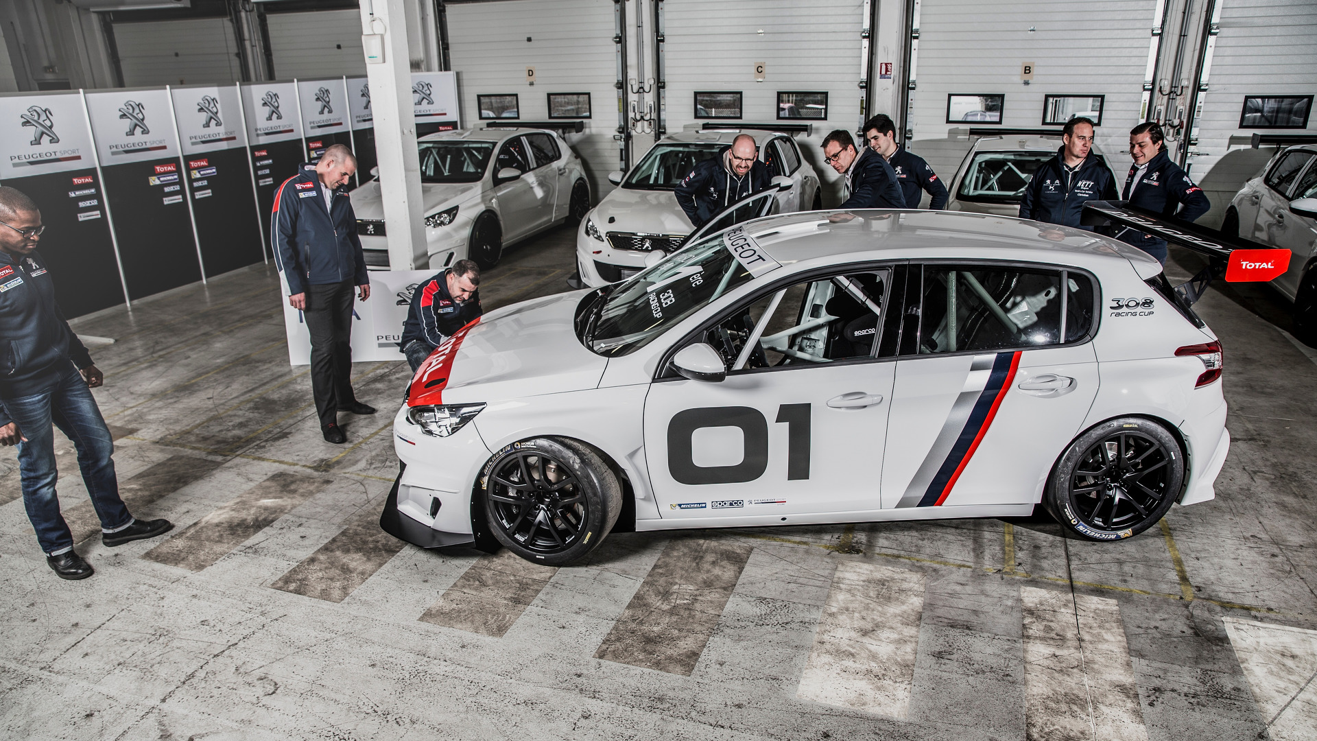 Première livraison client pour la Peugeot 308 Racing Cup