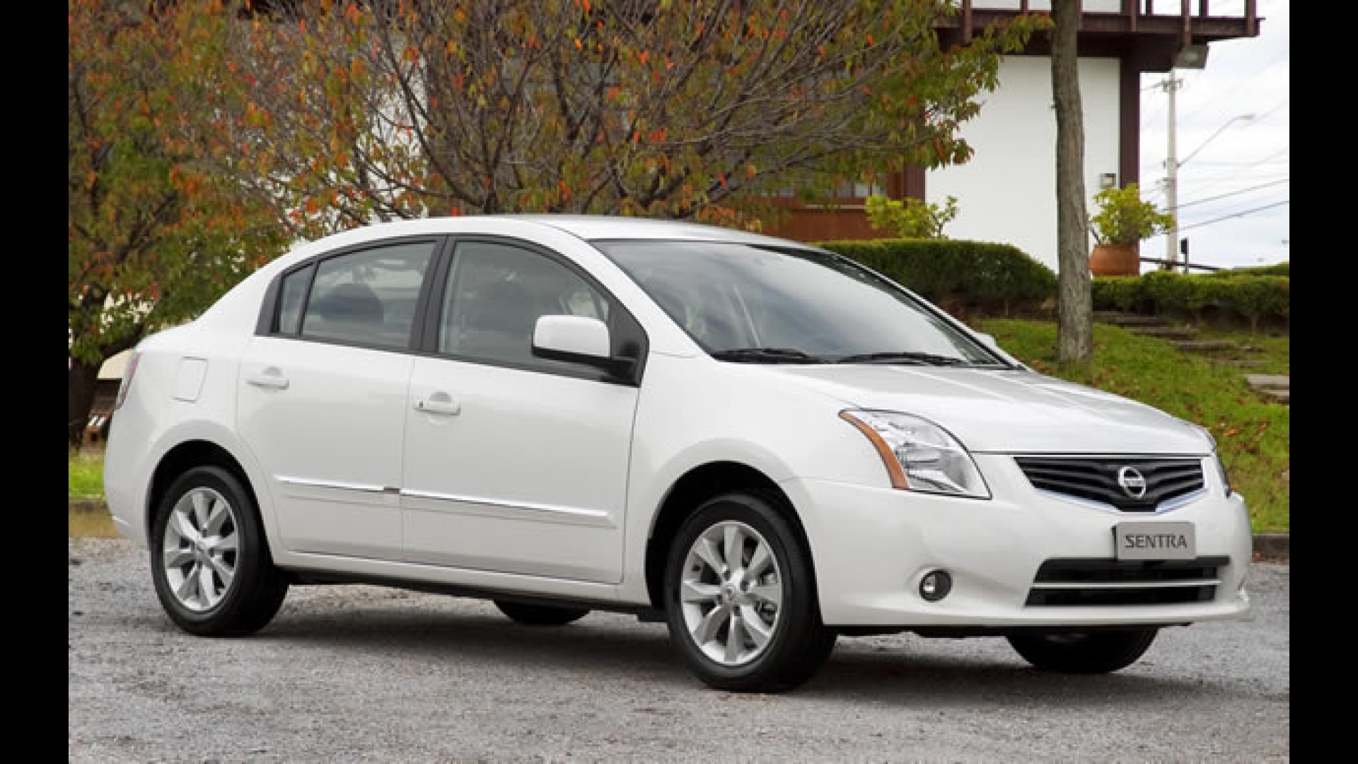 Nissan lança linha Sentra 2012 - Preços iniciam em R$ 54.990