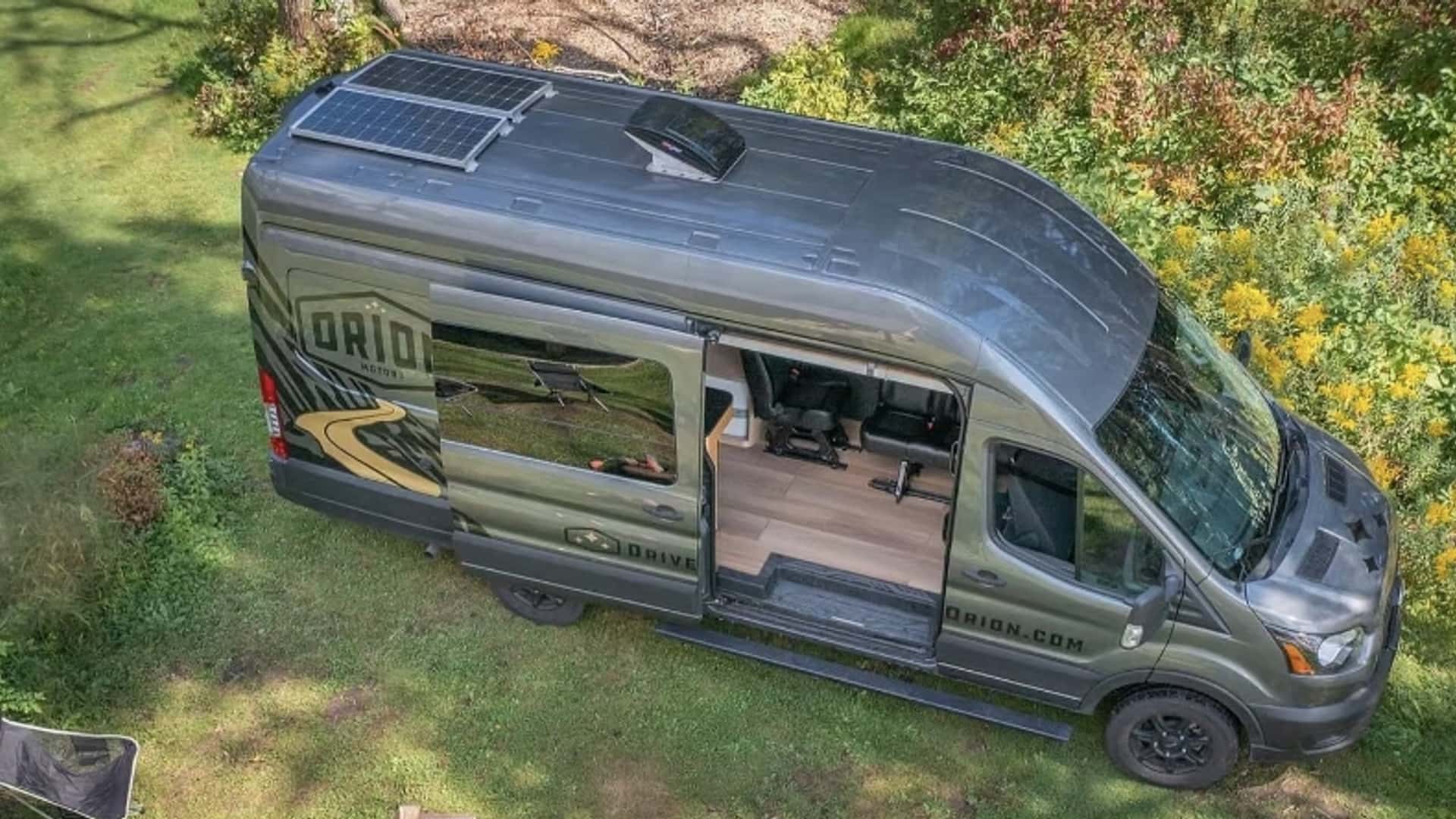 Ford Transit Xl, una camper para 5 al estilo 'americano'