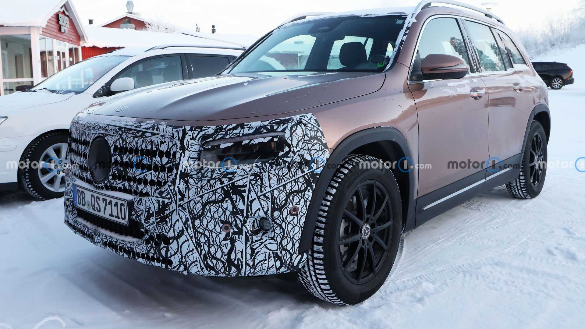 2024 Mercedes Benz GLB Spied In The Snow Hiding Modest 2024 Mercedes Benz GLB Spied In The Snow Hiding Modest