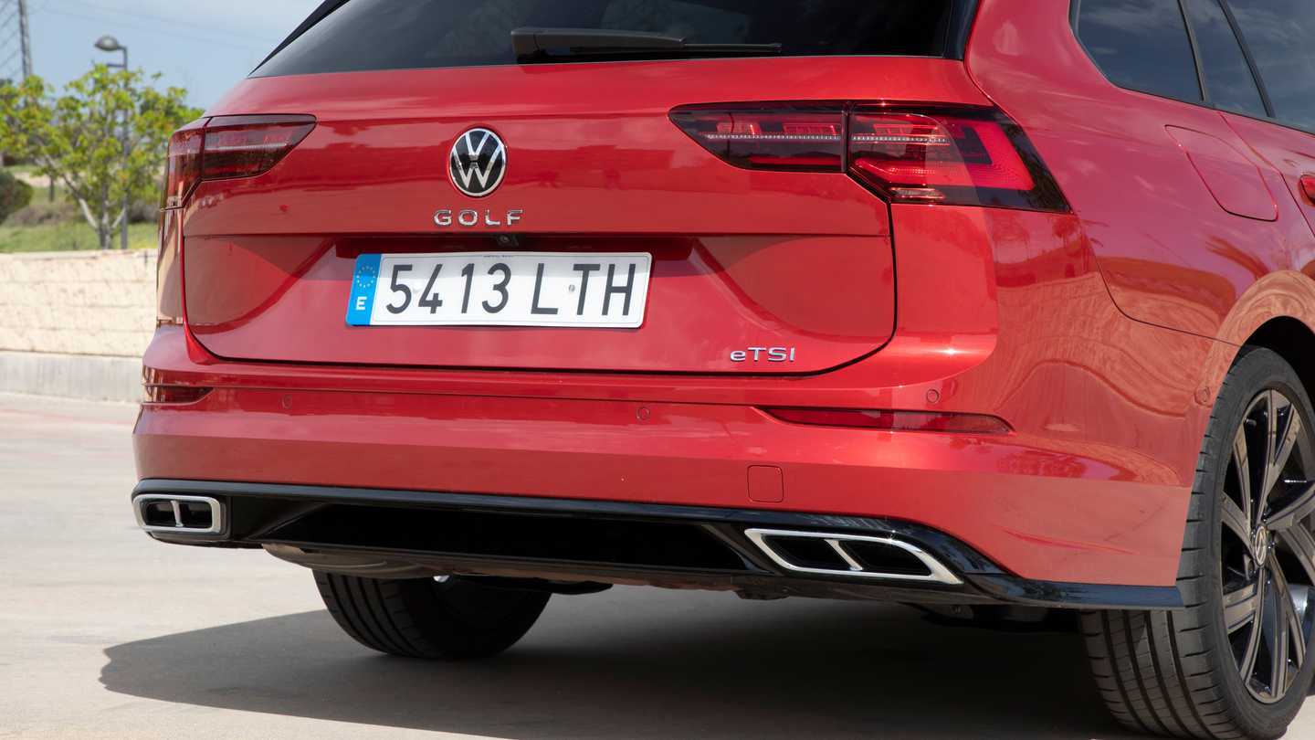 Prueba Volkswagen Golf Variant R-Line eTSI: un gran familiar