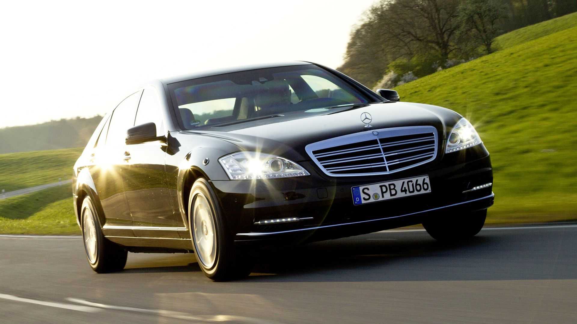 Pourquoi Vladimir Poutine conduit une Mercedes Classe S sur le pont de ...