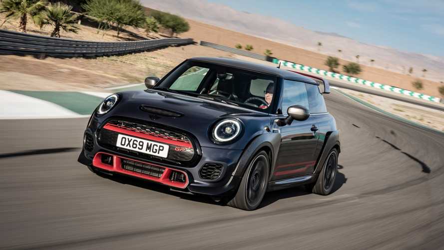 MINI Cooper SE Haberleri ve İncelemeleri | Motor1.com