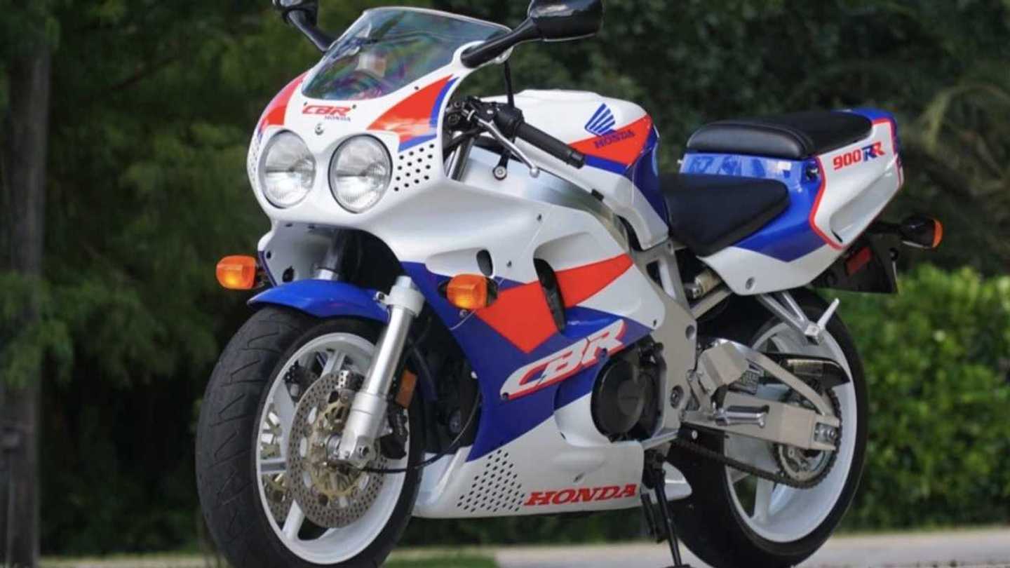 This Pristine Honda CBR900RR Is Begging You To Take It Home