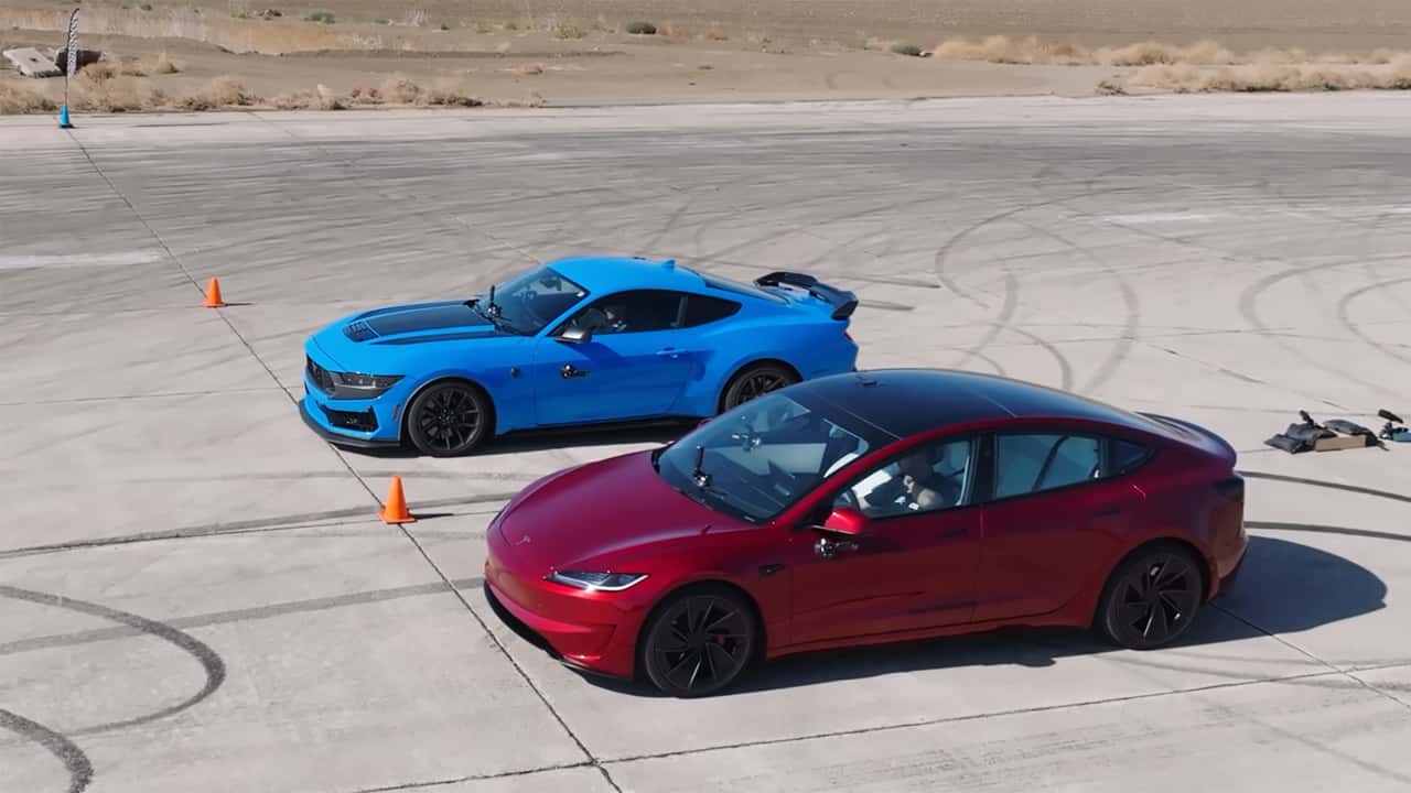 A Tesla Model 3 Raced A $90,000 Ford Mustang Dark Horse. The Results ...