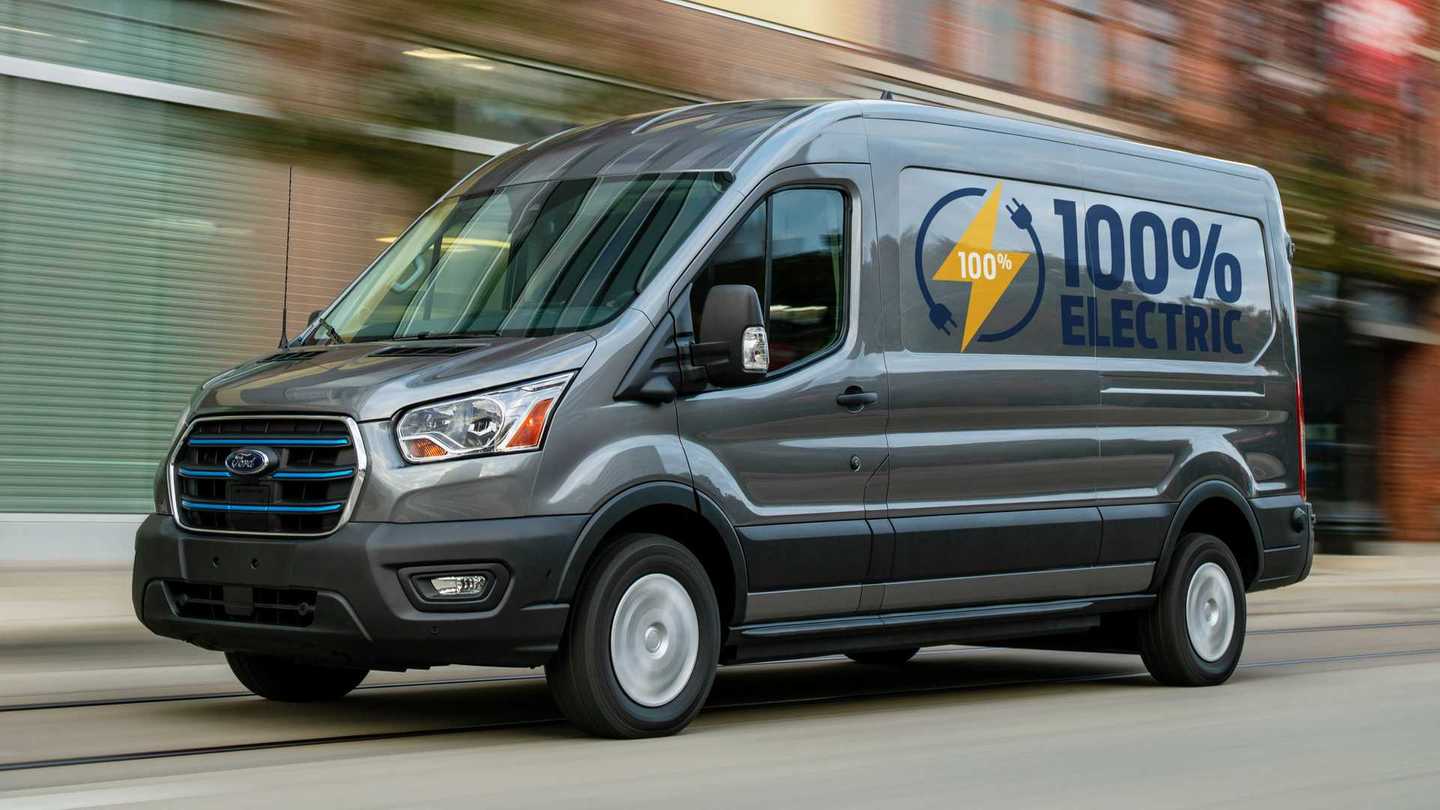 Ford Transit elétrica surpreende com 10.000 encomendas nos EUA