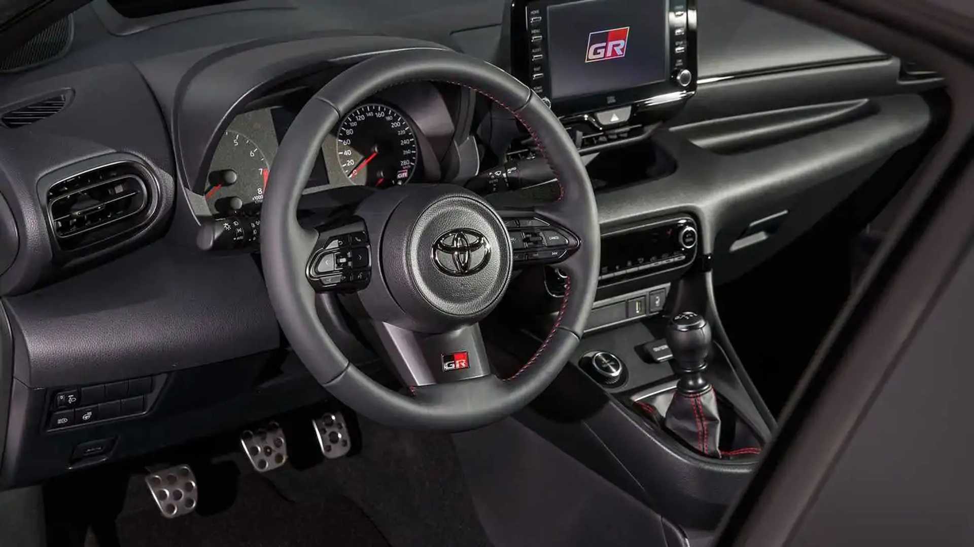 Toyota GR Yaris 2021, prova della hot hatch senza rivali