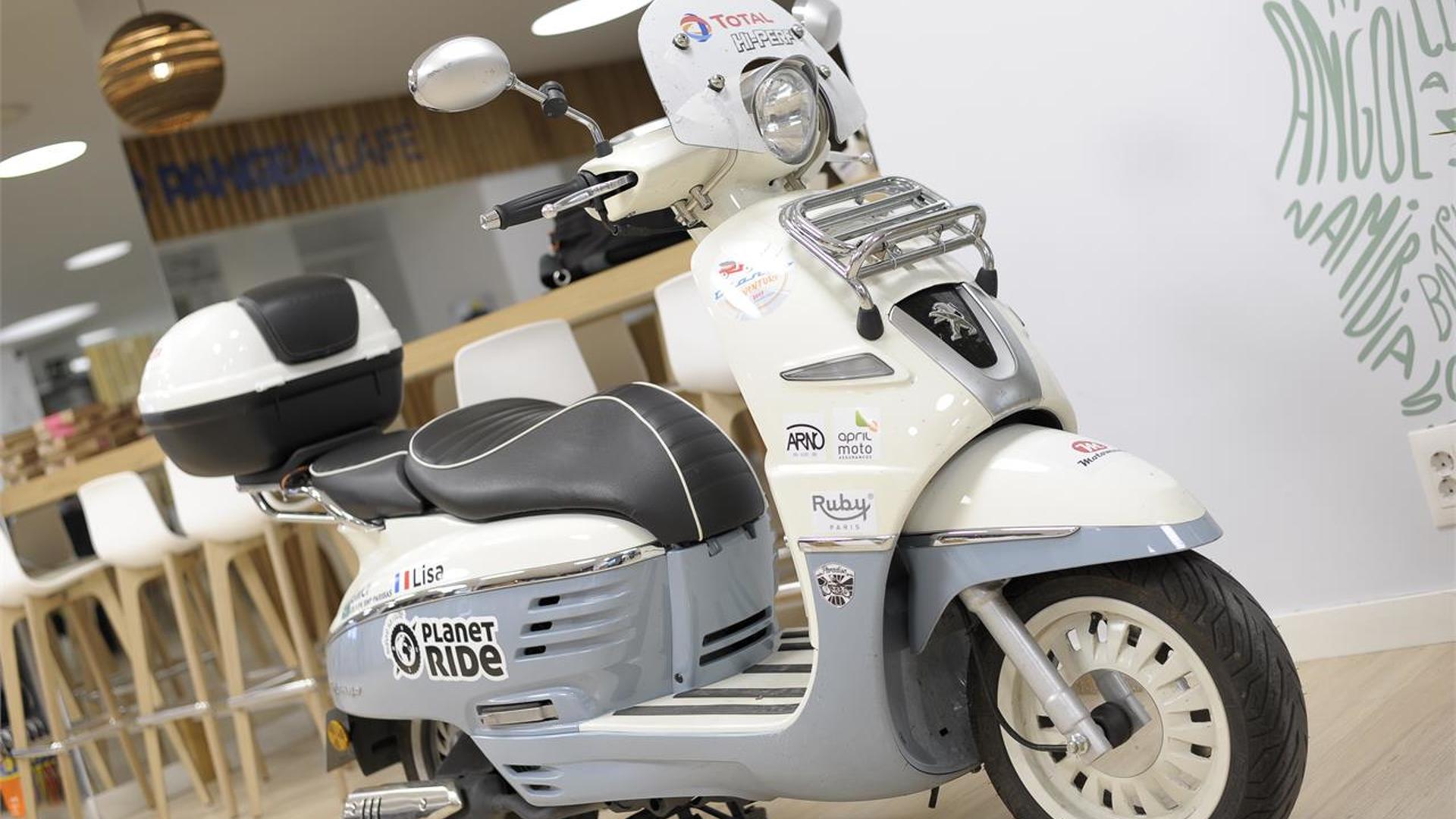 El Peugeot Django, scooter oficial de Madrid Orgullo 2018