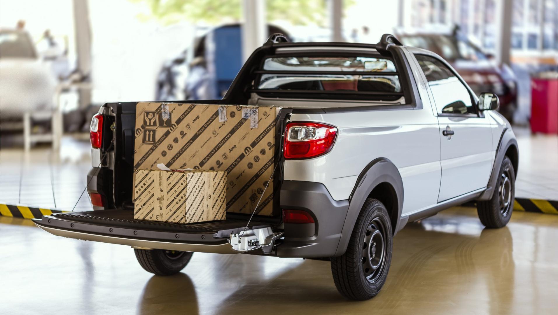 Fiat Strada 2018 fica mais equipada e barata