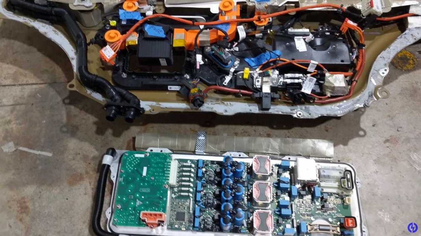 See Inside Of The Tesla Model 3's LFP Prismatic Battery Pack
