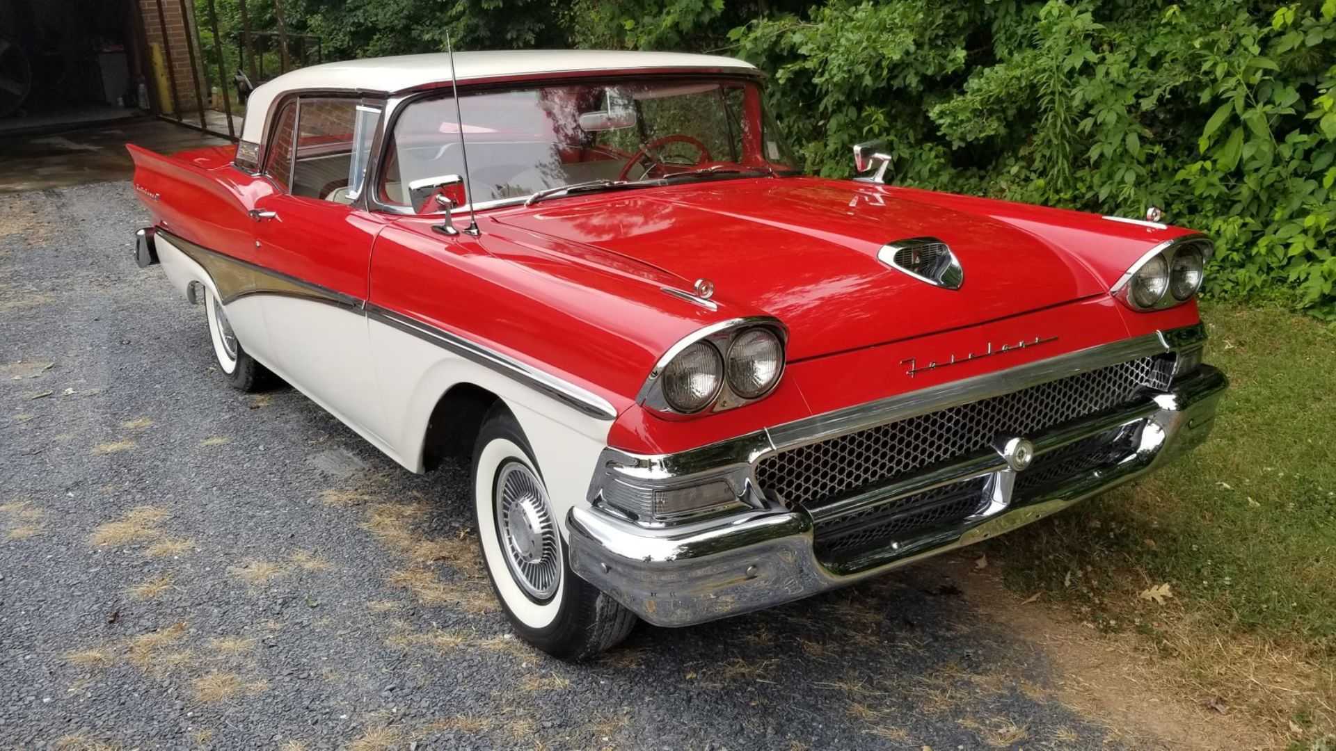 1958 Ford Fairlane Skyliner Is A Graceful Convertible Hardtop | Motorious